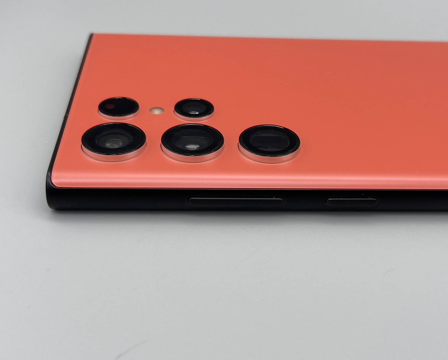 S22 Ultra Exclusive Red Colour - Samsung Community