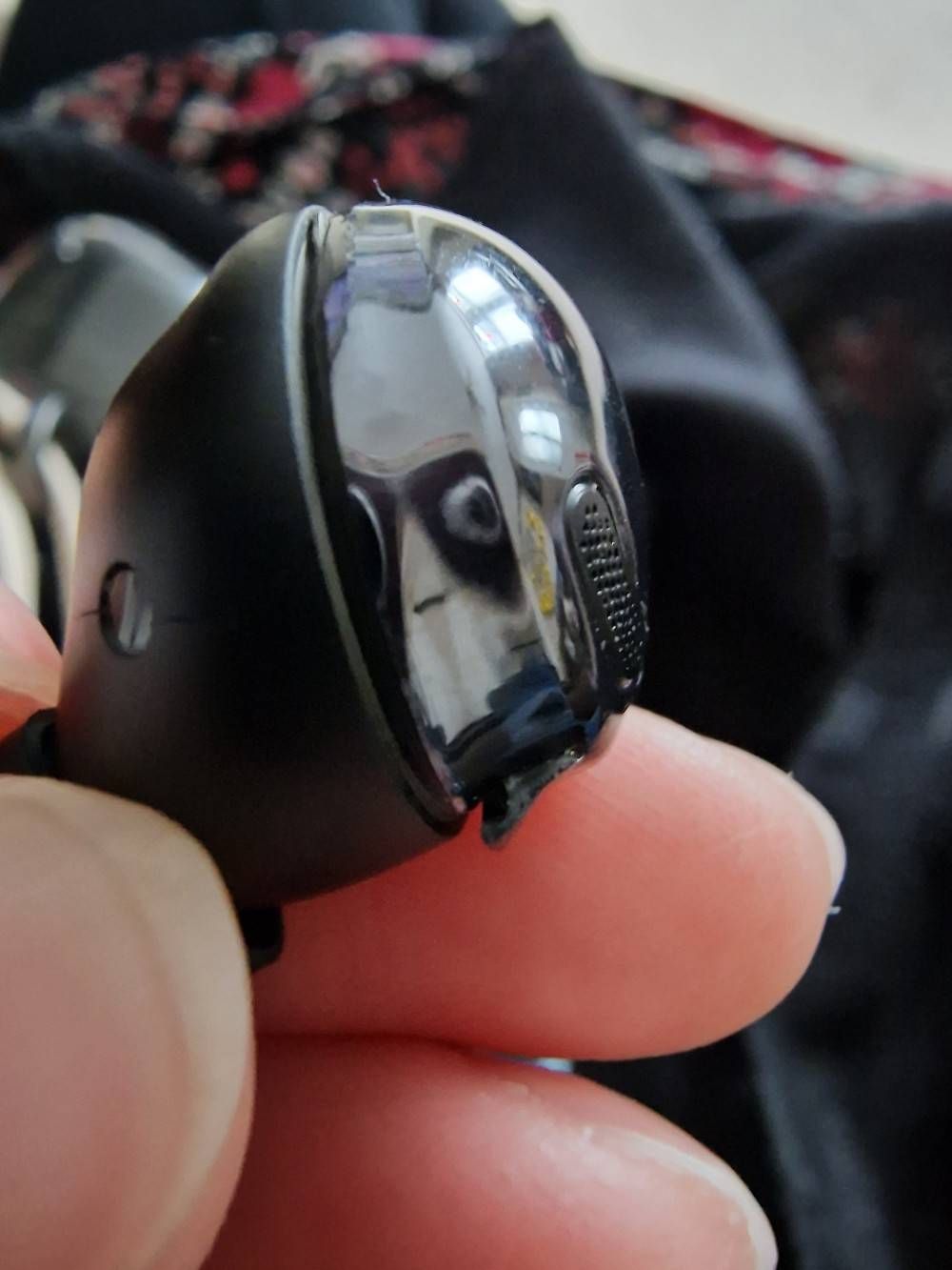 Buds Pro Smashed - Samsung Community