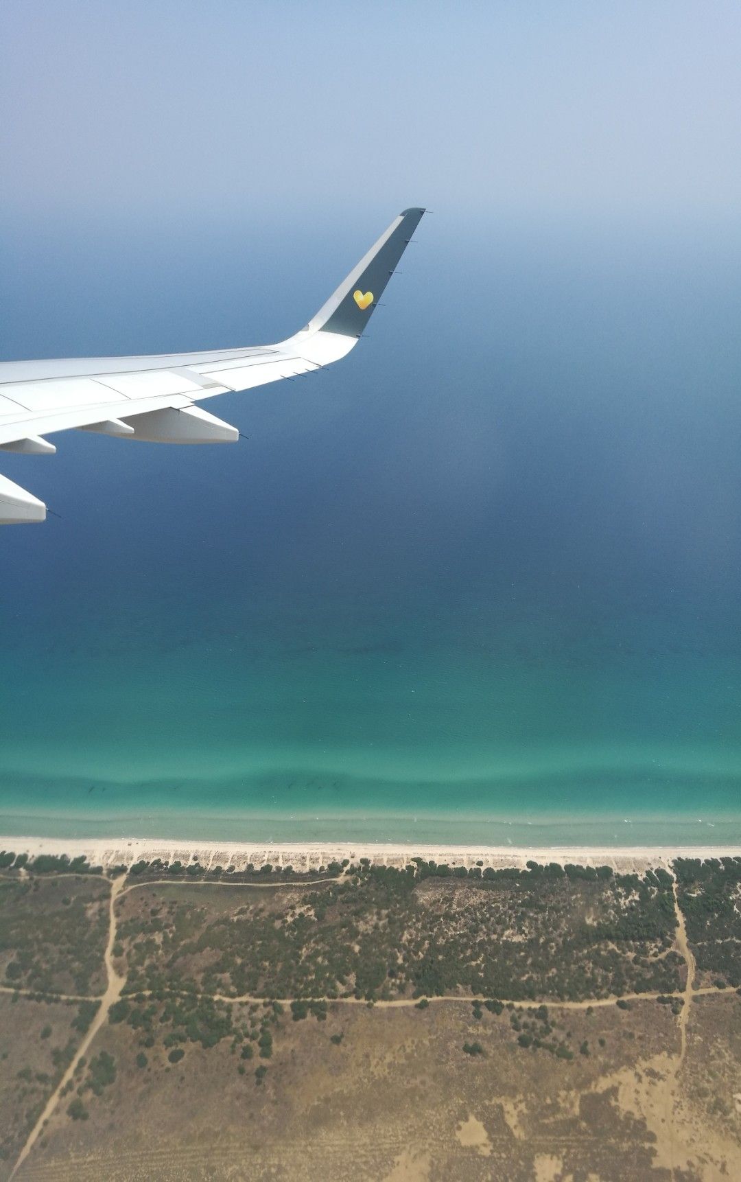 Beautiful view of beach on takeoff - Samsung Community