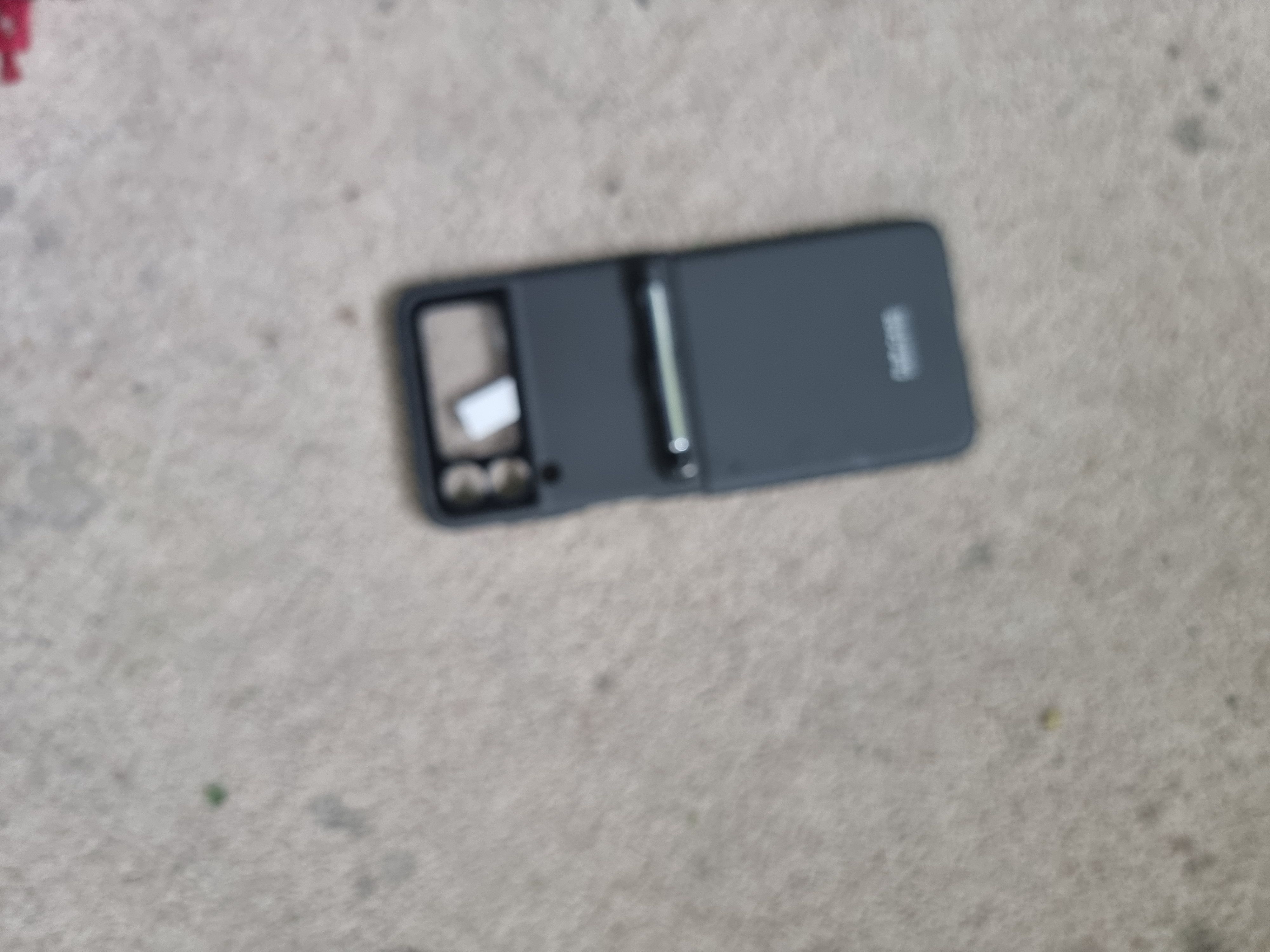 Black silver are fourite colour for phone protectors - Samsung Community