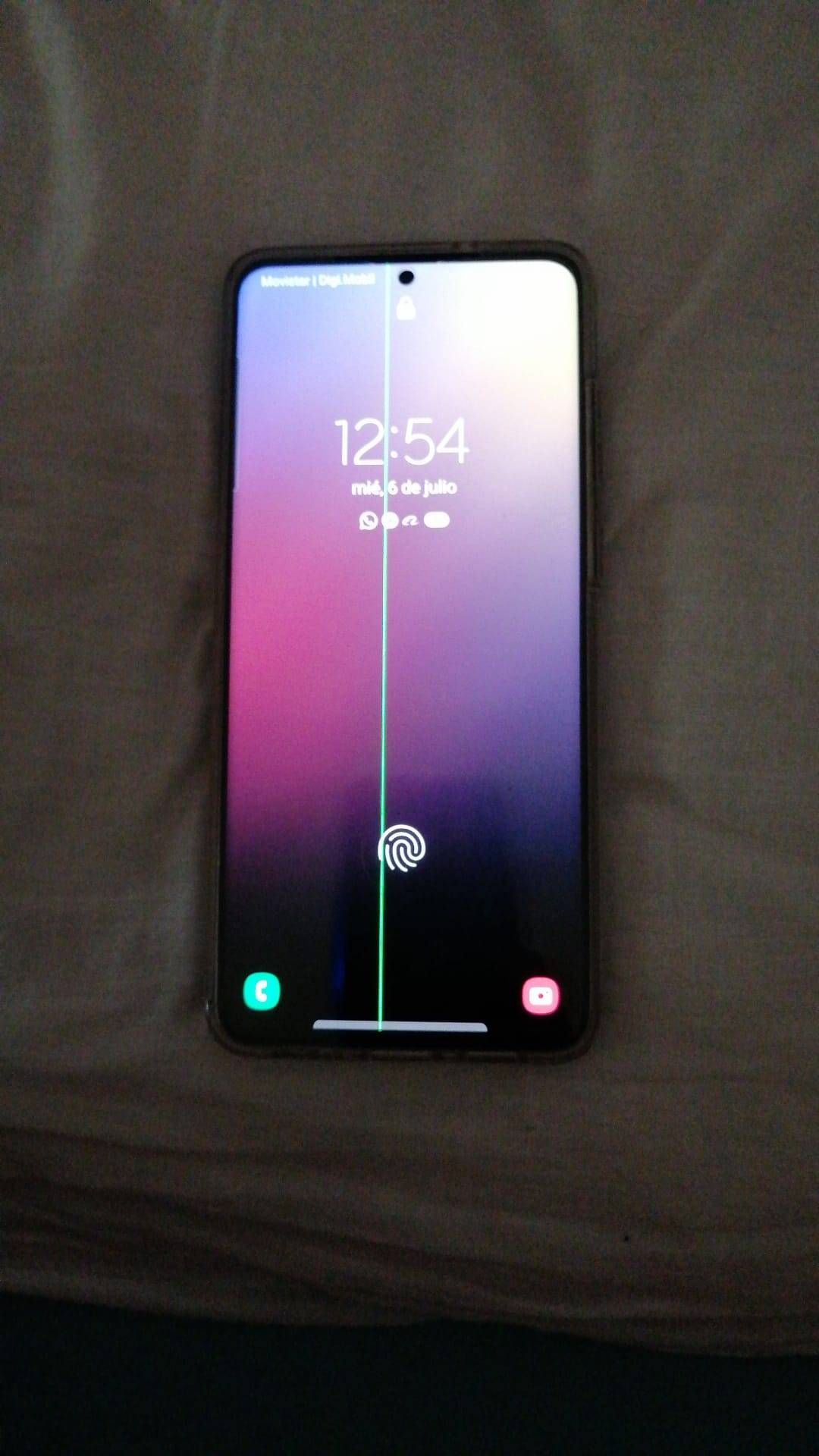Solucionado: Linea verde vertical en la pantalla - Samsung Community