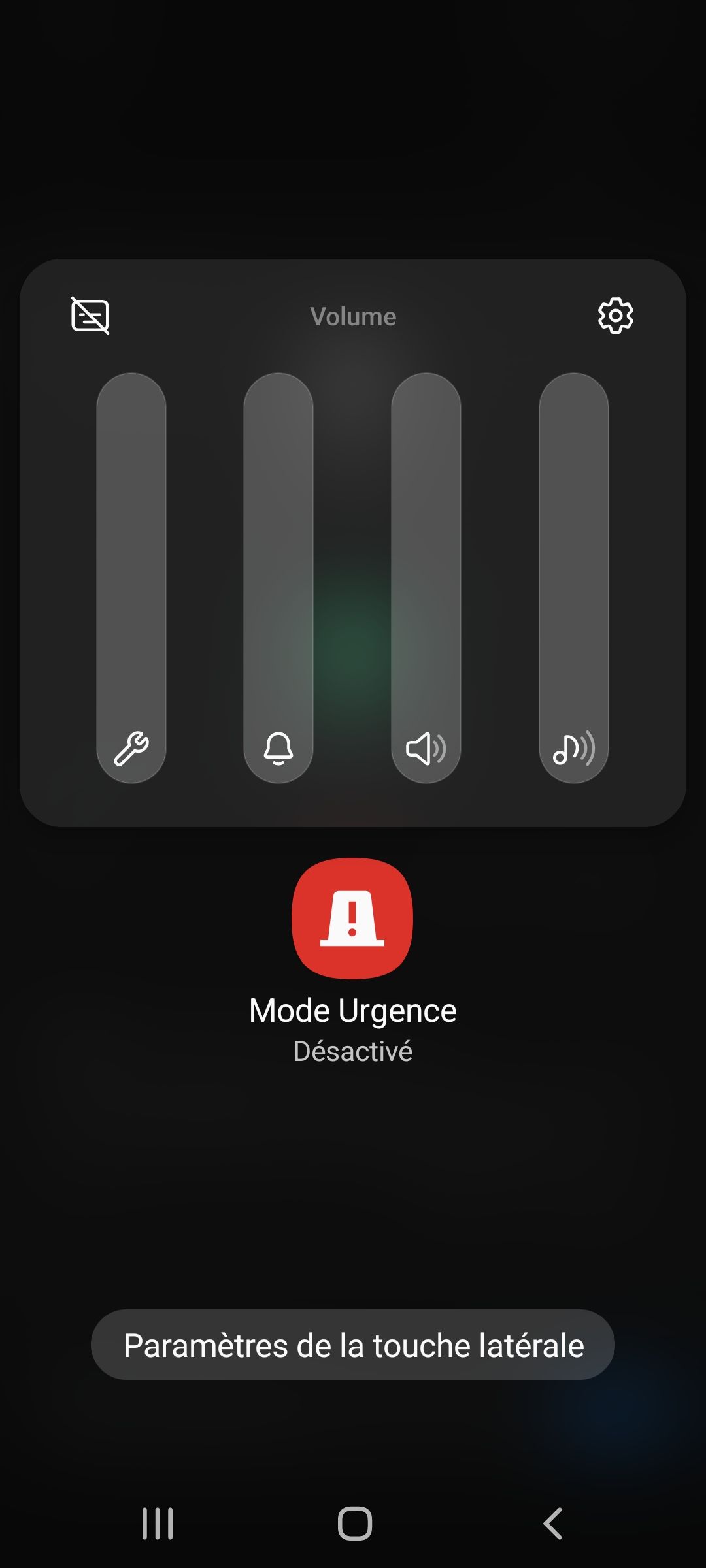 Écran bloqué par le panneau volume. - Page 2 - Samsung Community