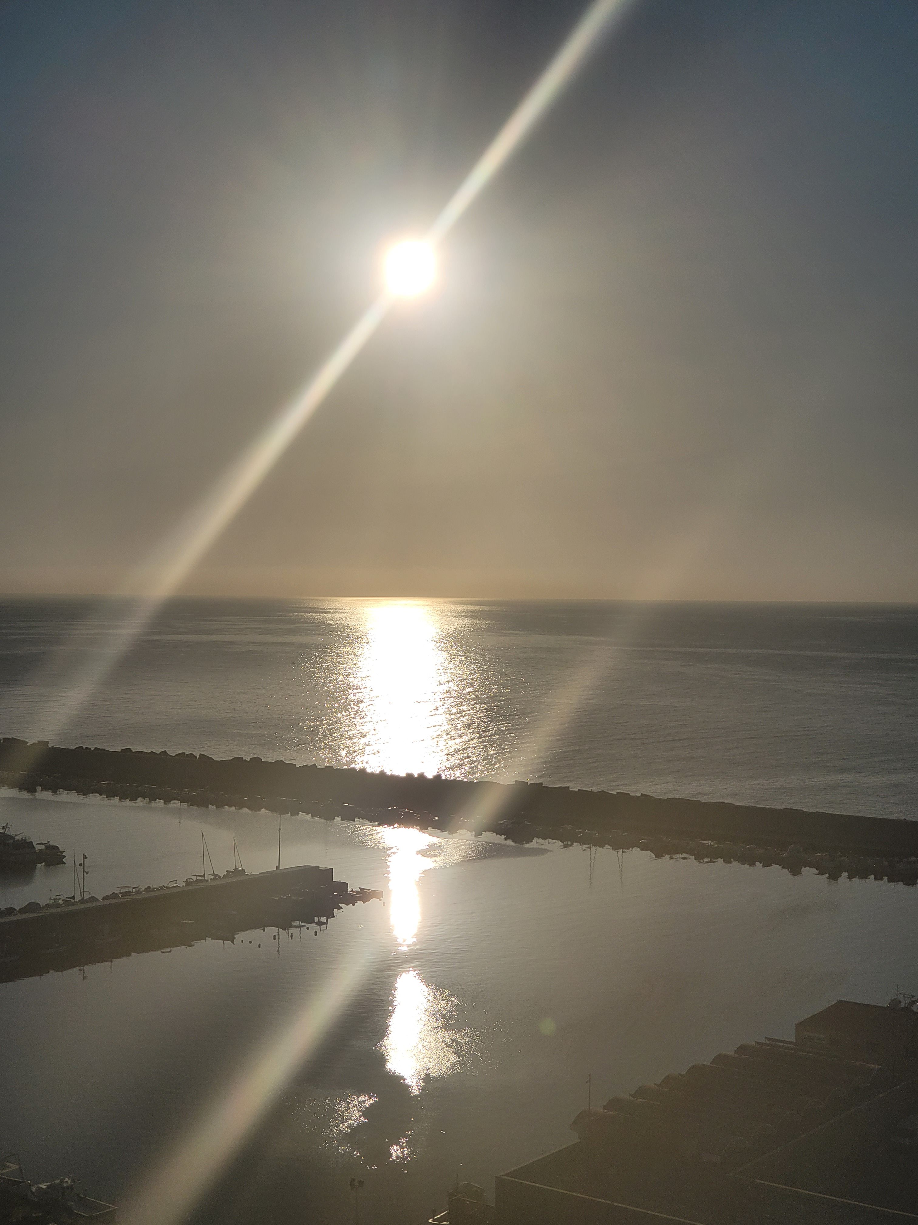 Soleil sur la mer - Samsung Community