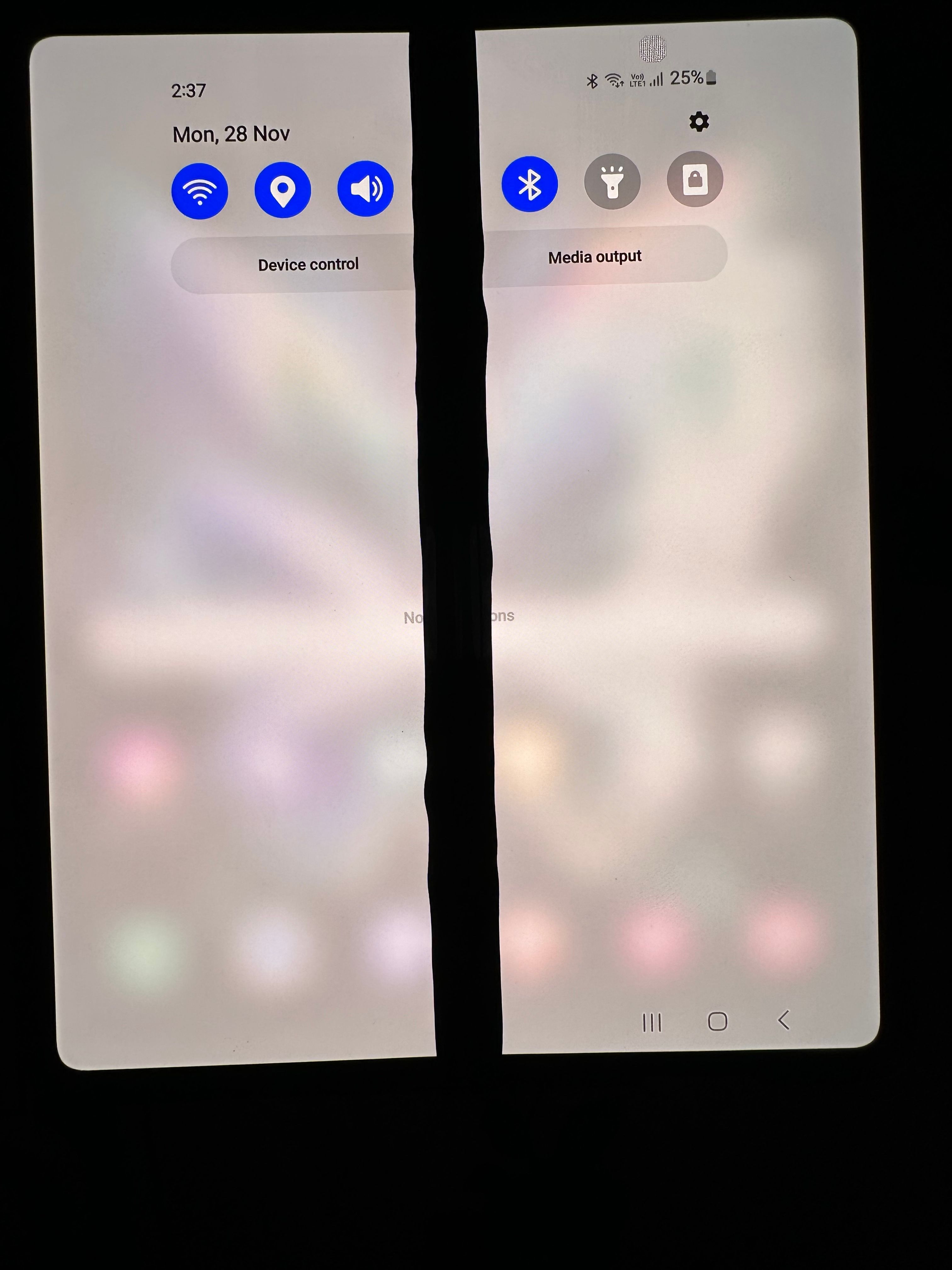 Samsung Z Fold 3 - Fold Screen Black Line - Samsung Community