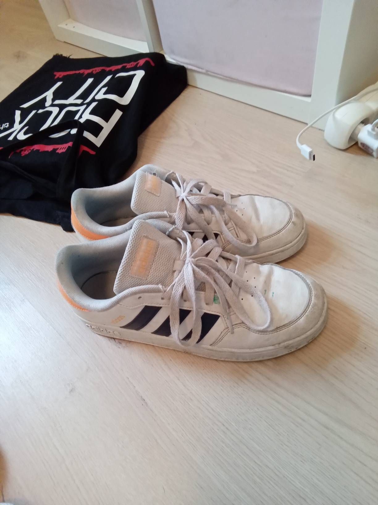 Les chaussure - Samsung Community