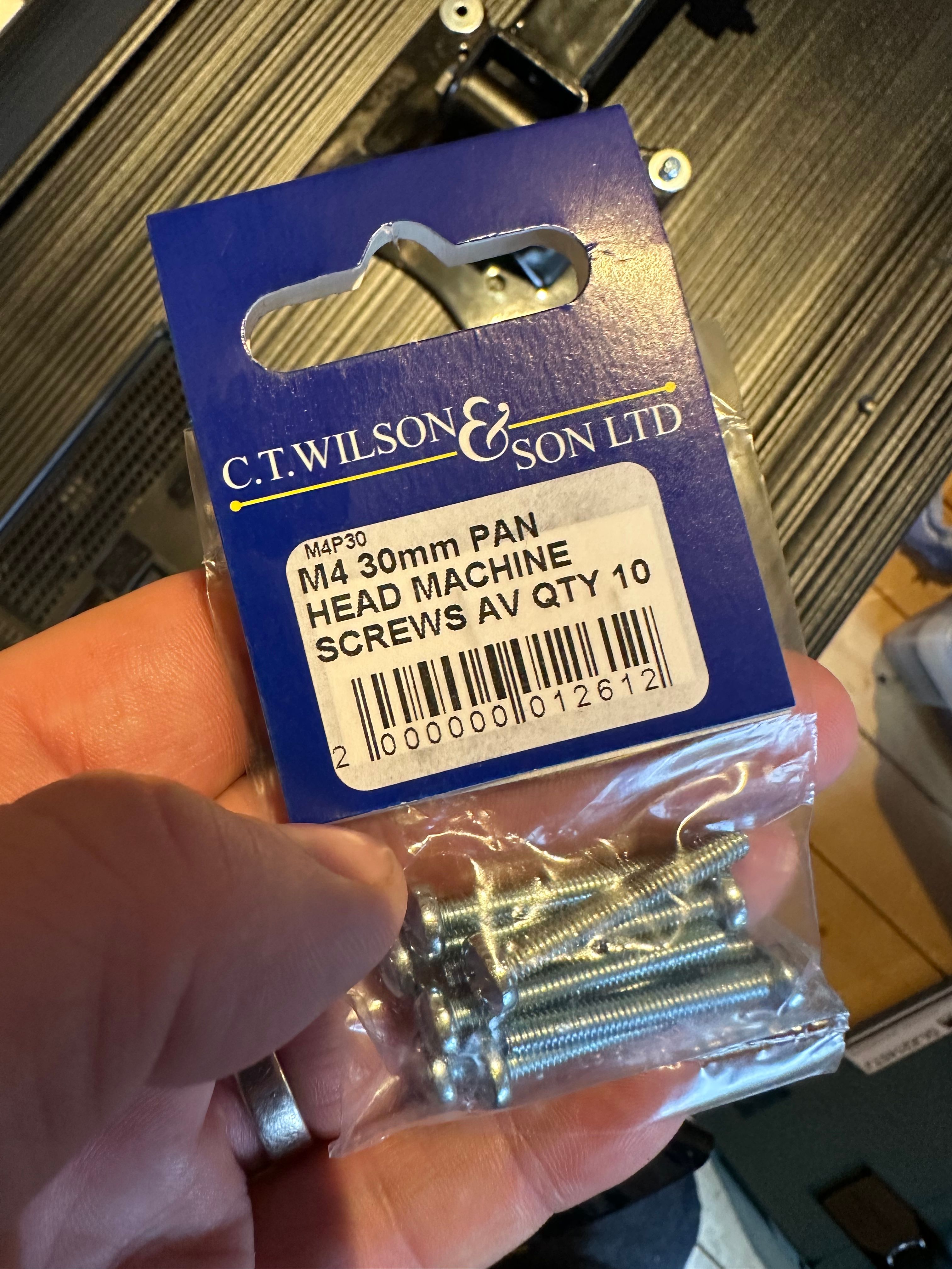 Samsung UE32N5300 AK wall mount screws - Samsung Community