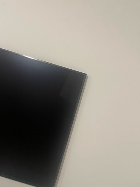 Problème tache écran The Frame 2022 - Samsung Community