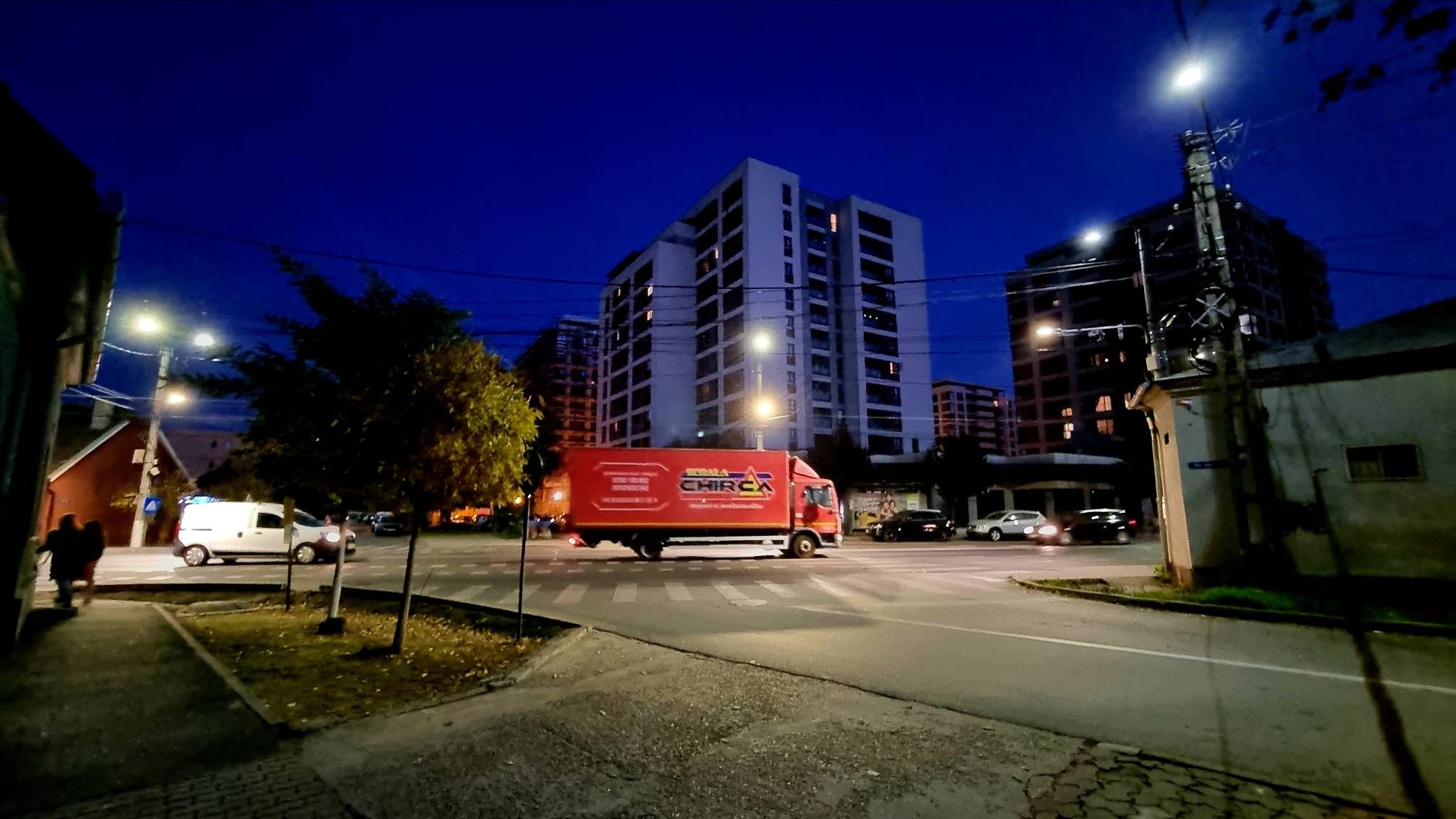 SALUT ! Poze noaptea - Samsung Community