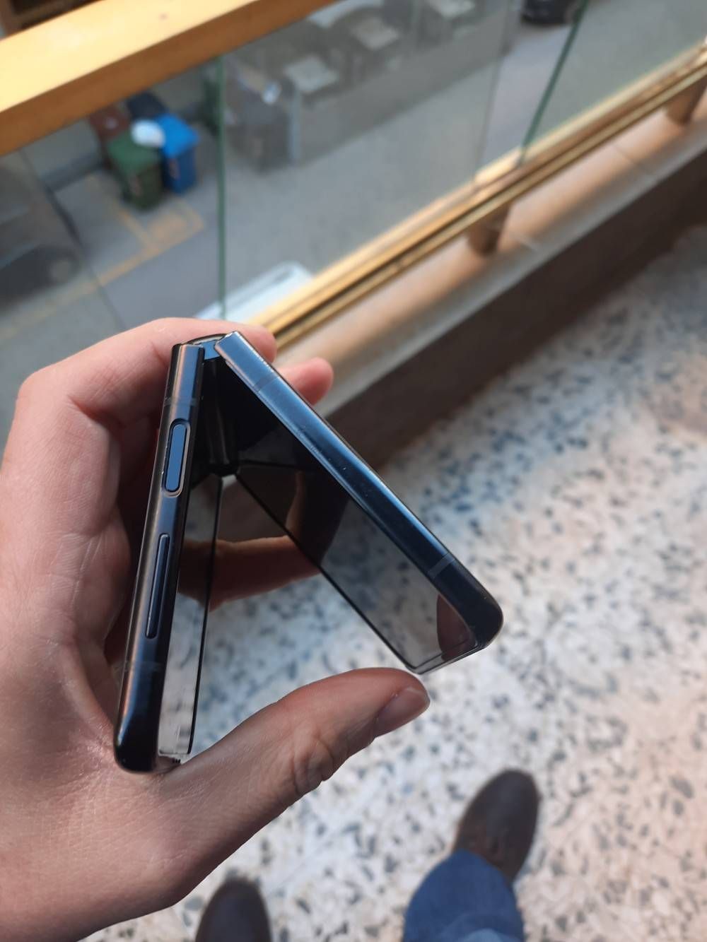 Risolto: Schermo Z Flip rotto sulla piegatura - Pagina 13 - Samsung Community