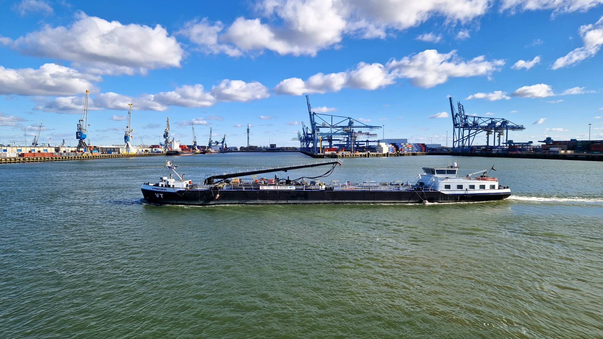 Tanker - Samsung Community