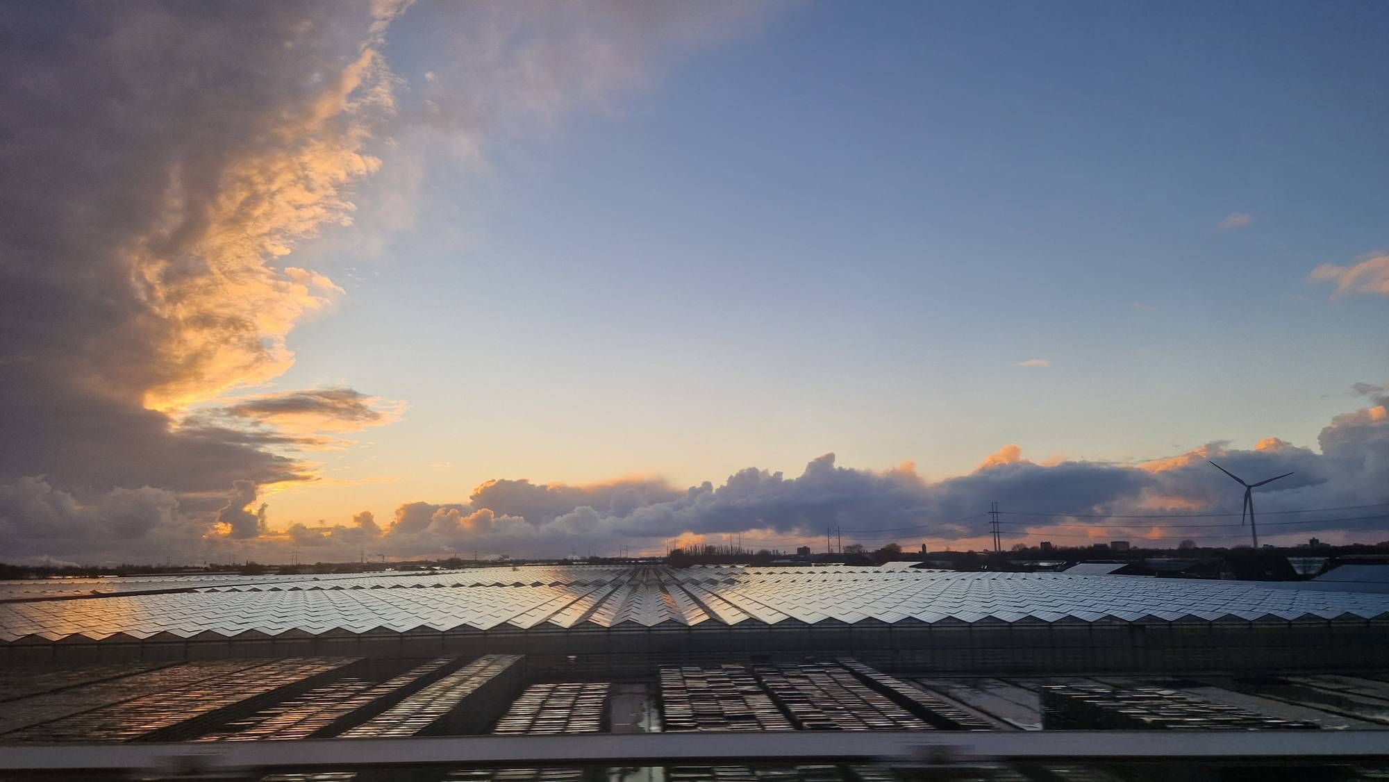 Uitzicht vanuit een sneltrein... - Samsung Community