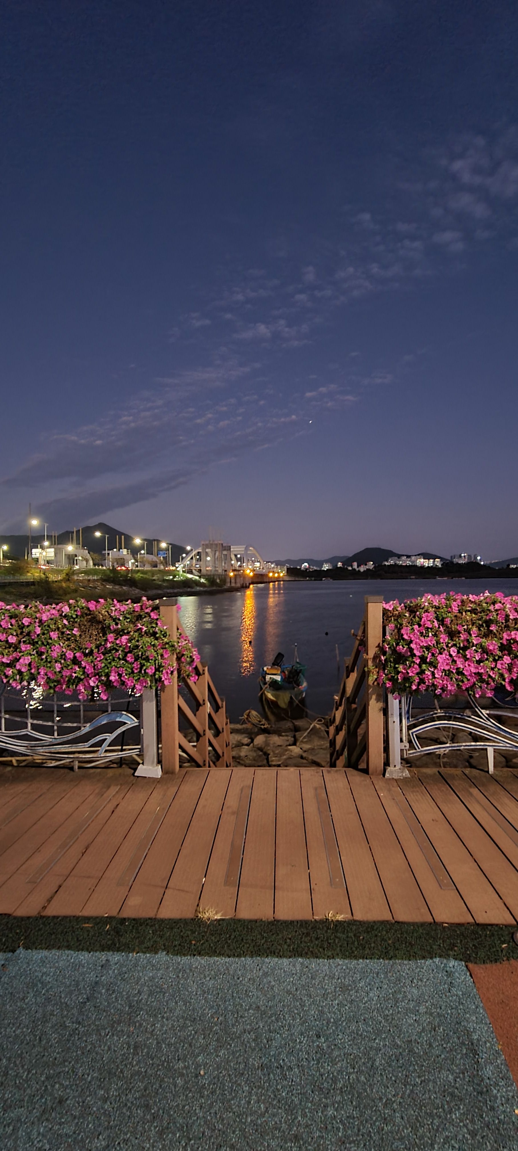 Busan night view - Samsung Community