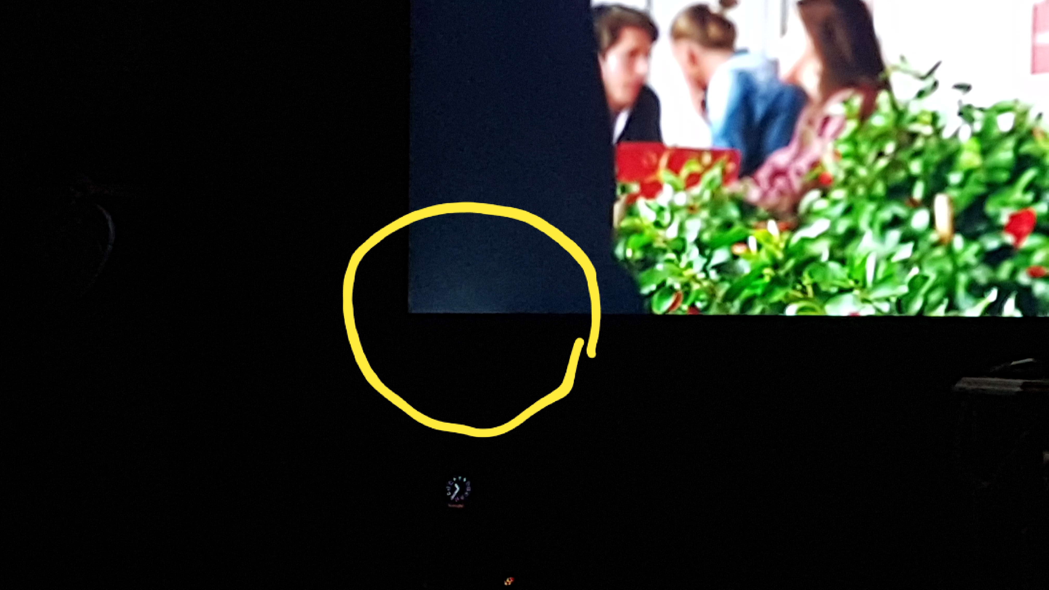 Backlight bleeding UE55MU6470 - Samsung Community