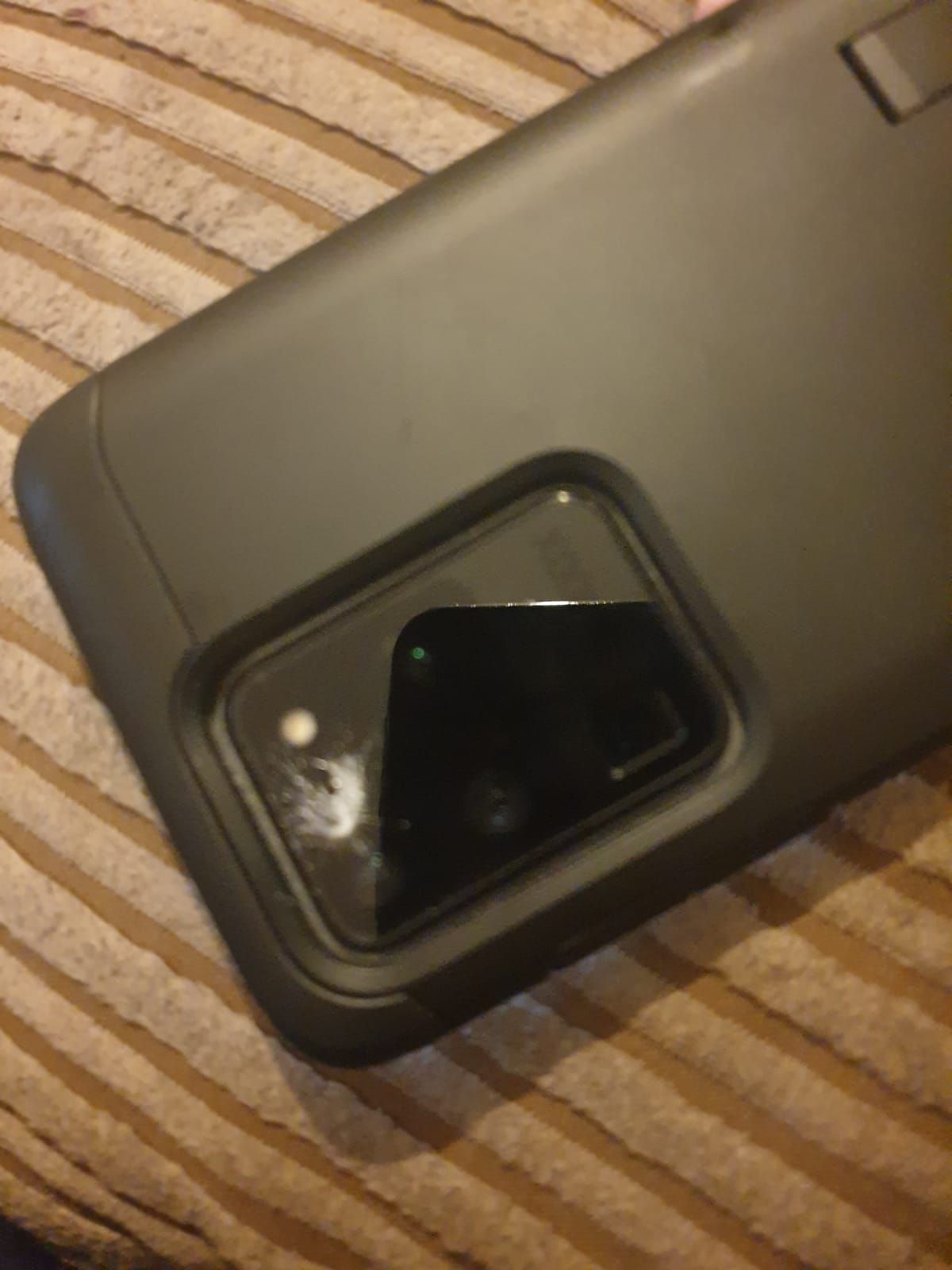 S20 Ultra camera glass cracking - Page 3 - Samsung Community