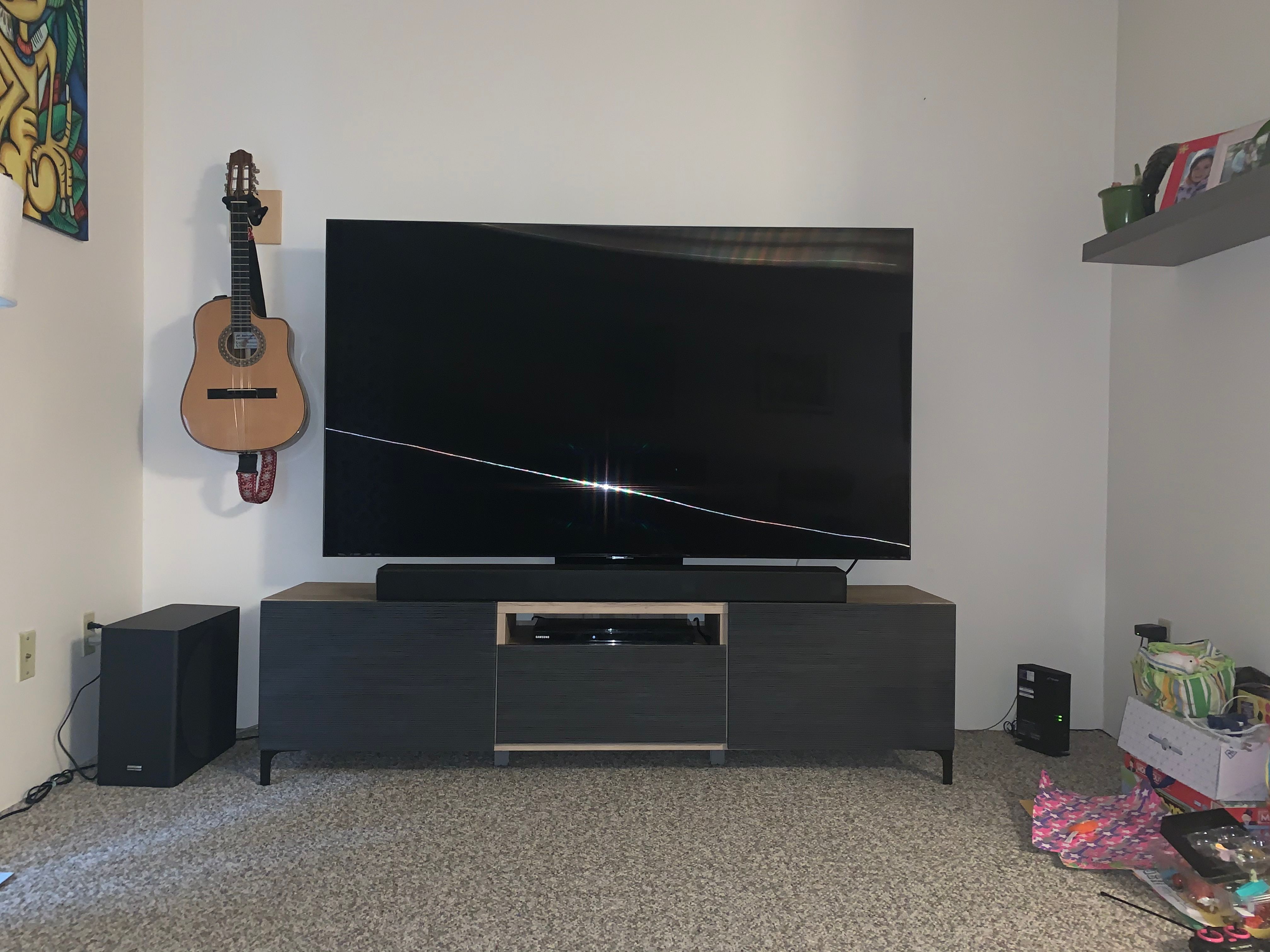 Anti glare screen problem - ceiling light reflections - Samsung Community