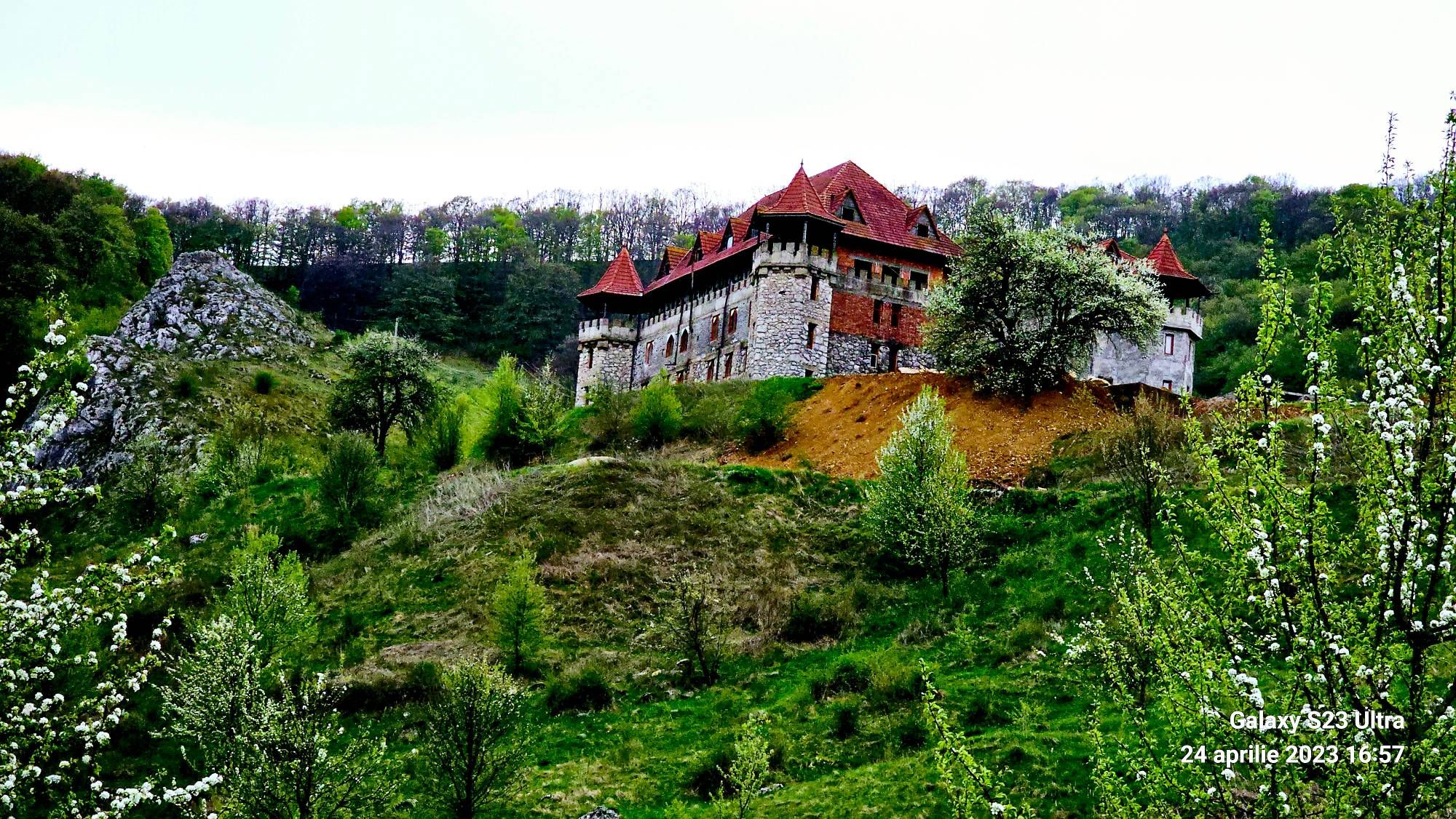 Castelul Templul Cavalerilor - Samsung Community