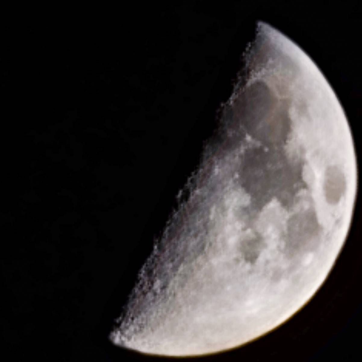 Tonight's half a moon - Samsung Community