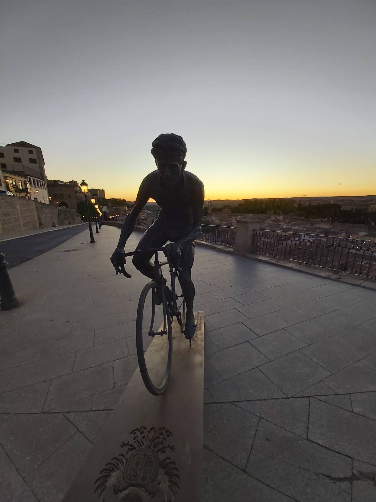 Paseo del Miradero Federico Martín Bahamontes - Samsung Community