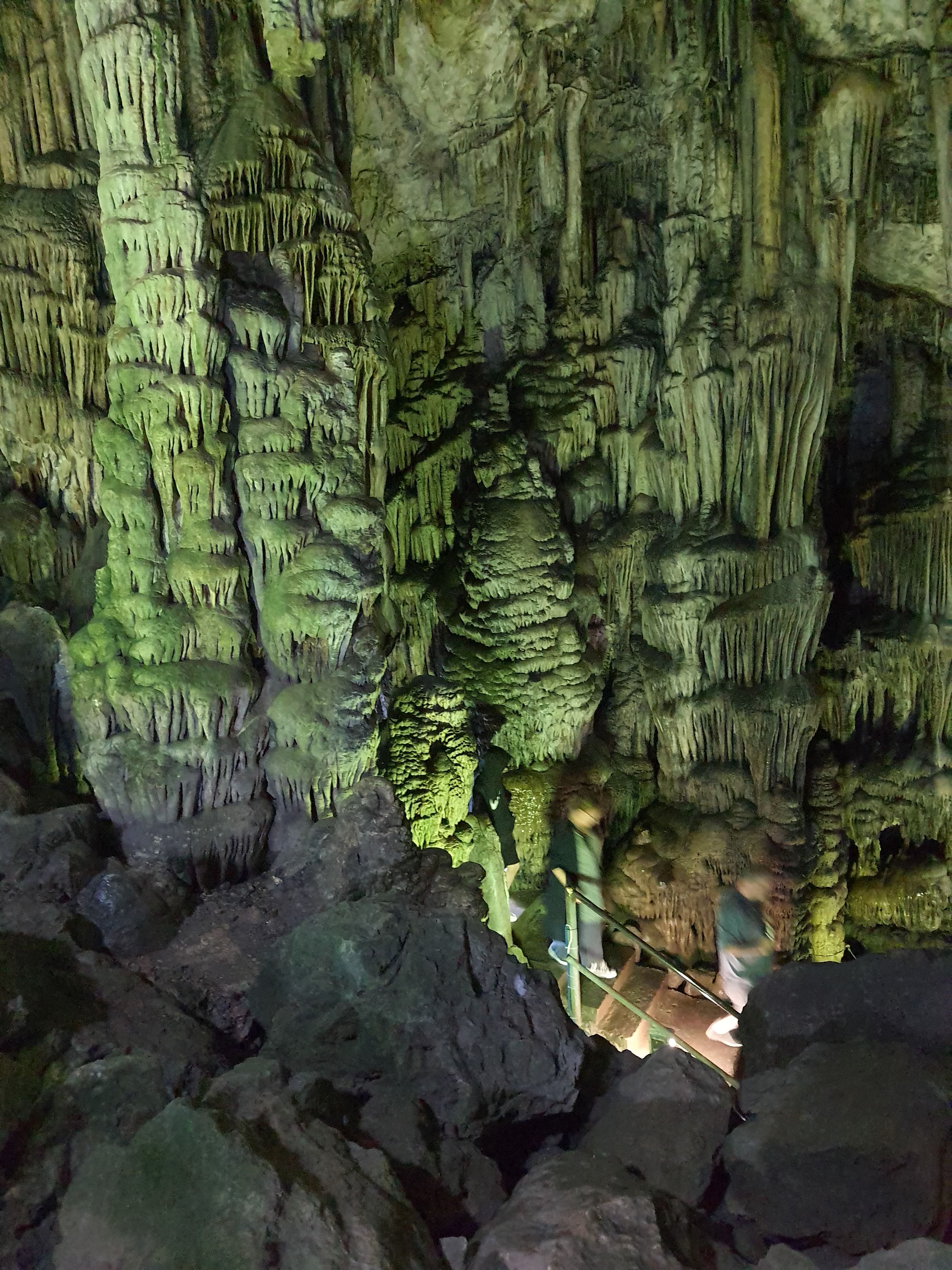 Batmans cave - Samsung Community