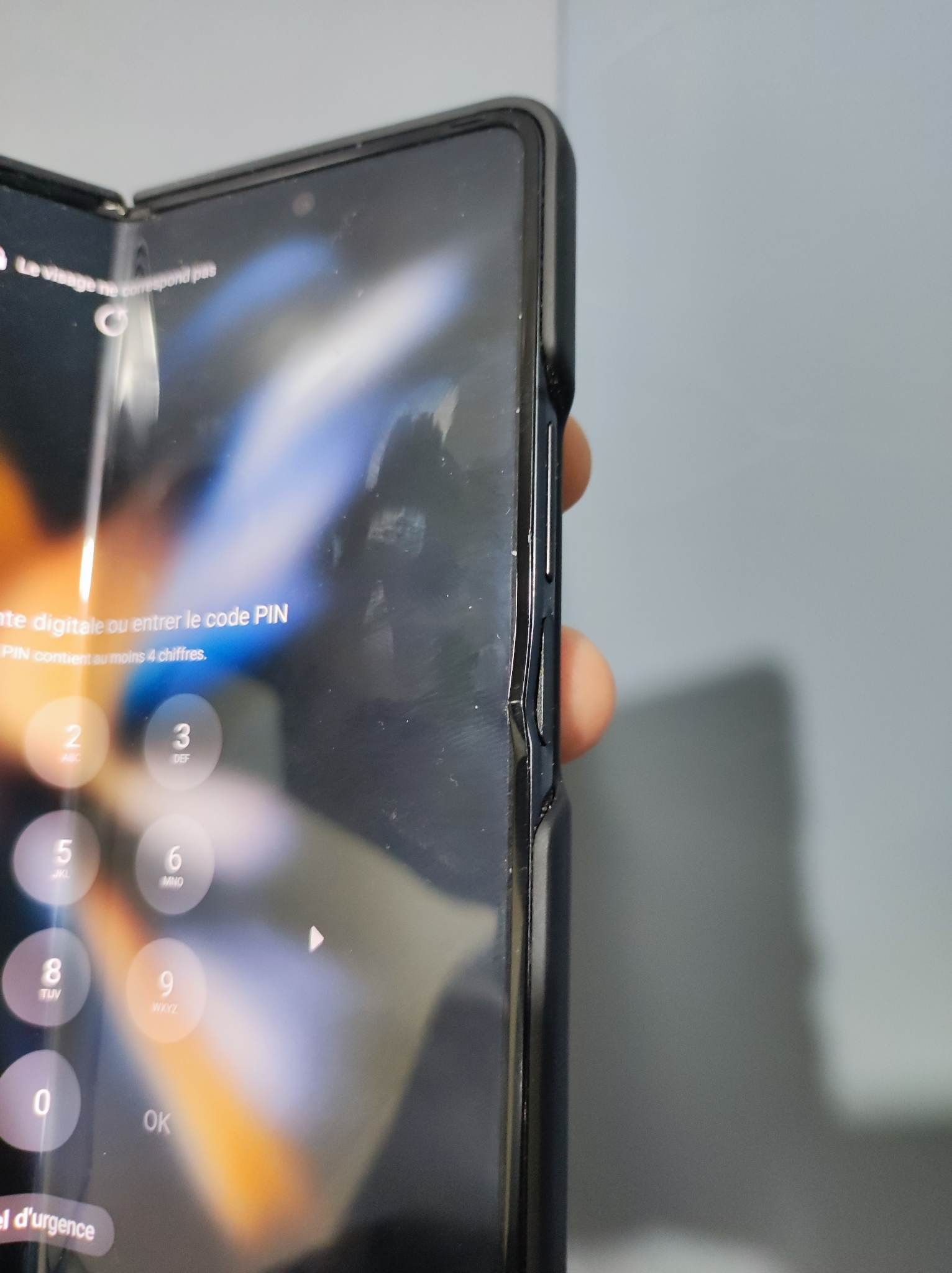 Problème SAV Z Fold 4 - Samsung Community