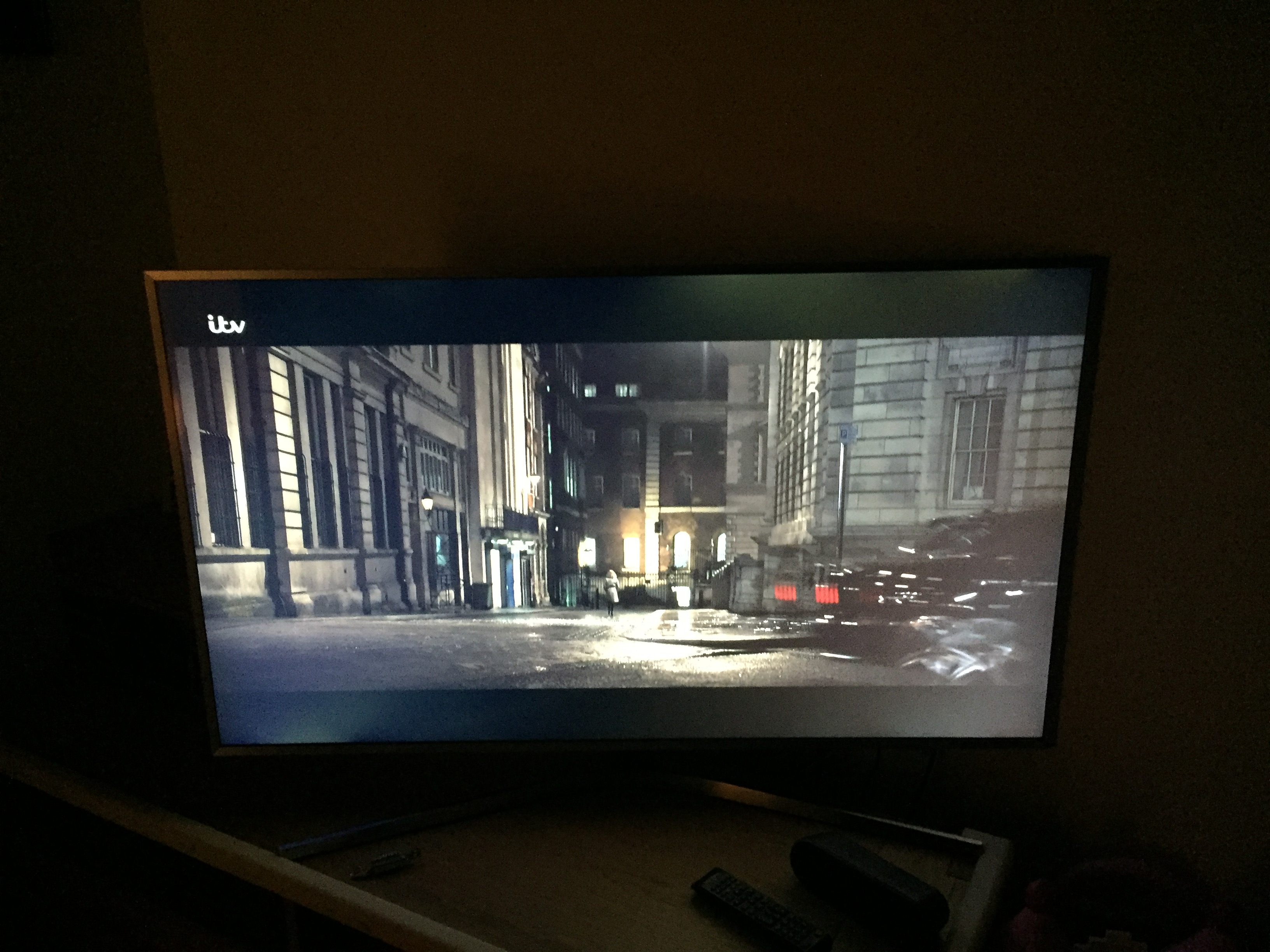 UE49MU6400 Backlight bleed or I'm just dreaming - Samsung Community