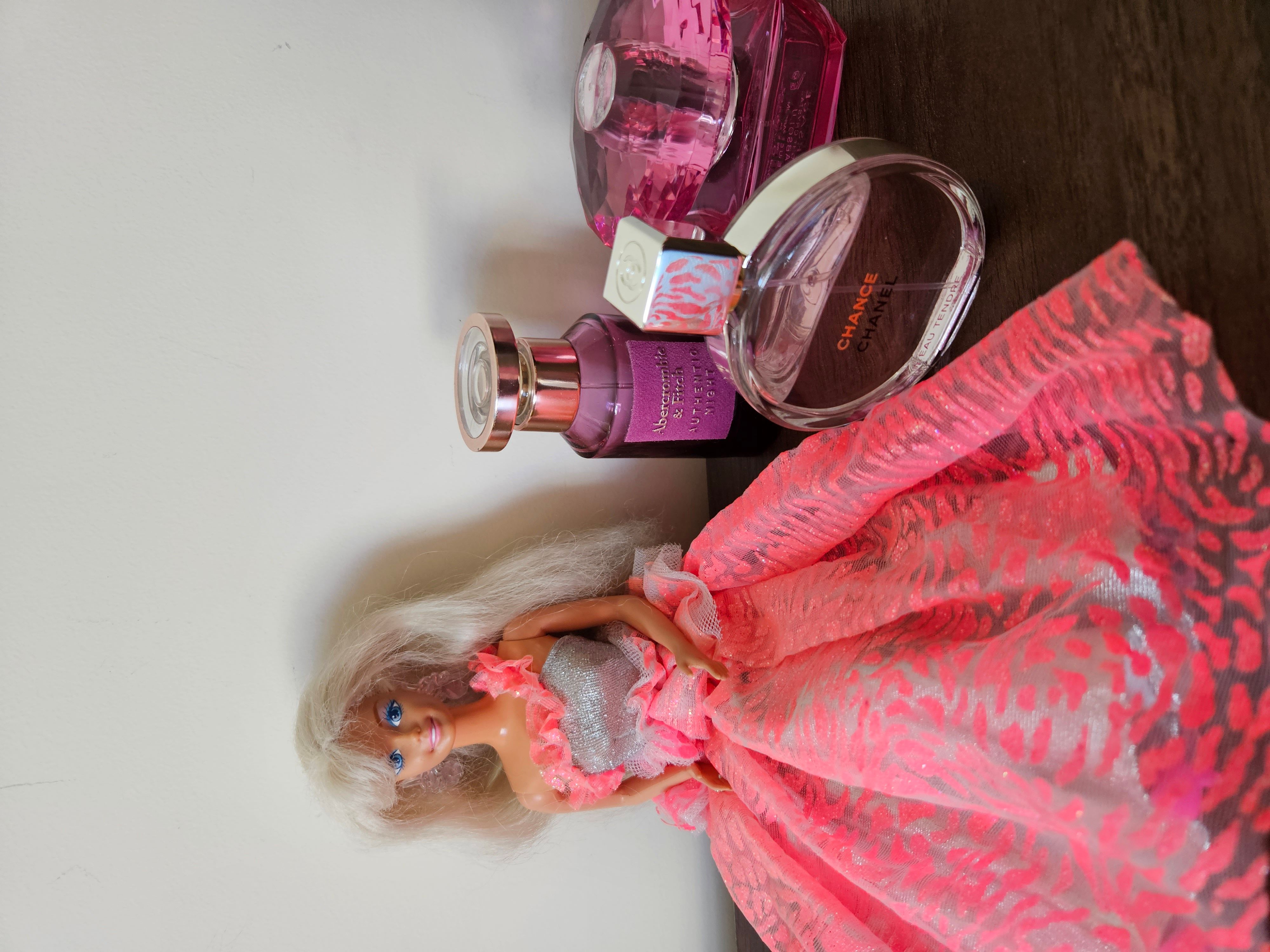 Fancy-smelling barbie world - Samsung Community