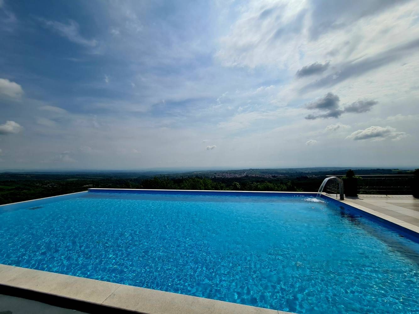 Pool - Samsung Community