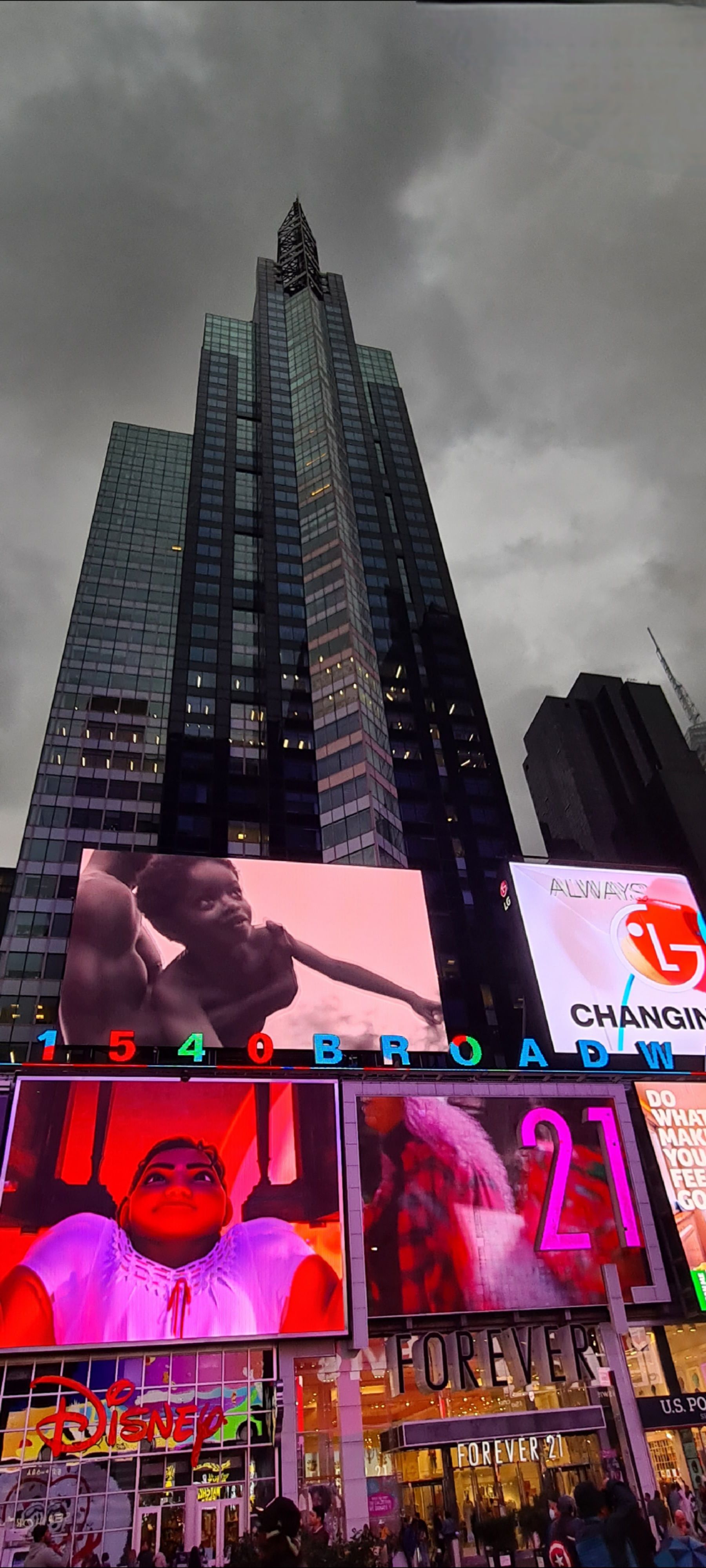 Times square - Samsung Community