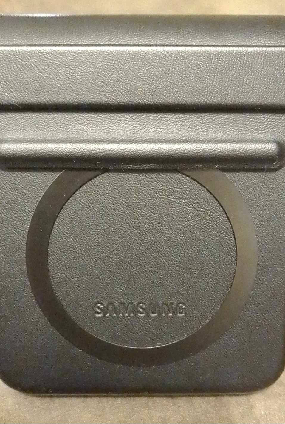 Zflip + Magsafe?!? - Samsung Community