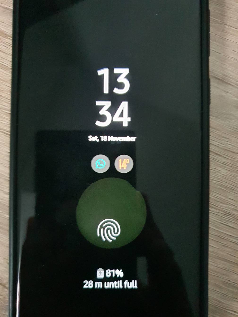 Solved: Weird Discoloration on Screen. - Samsung Community