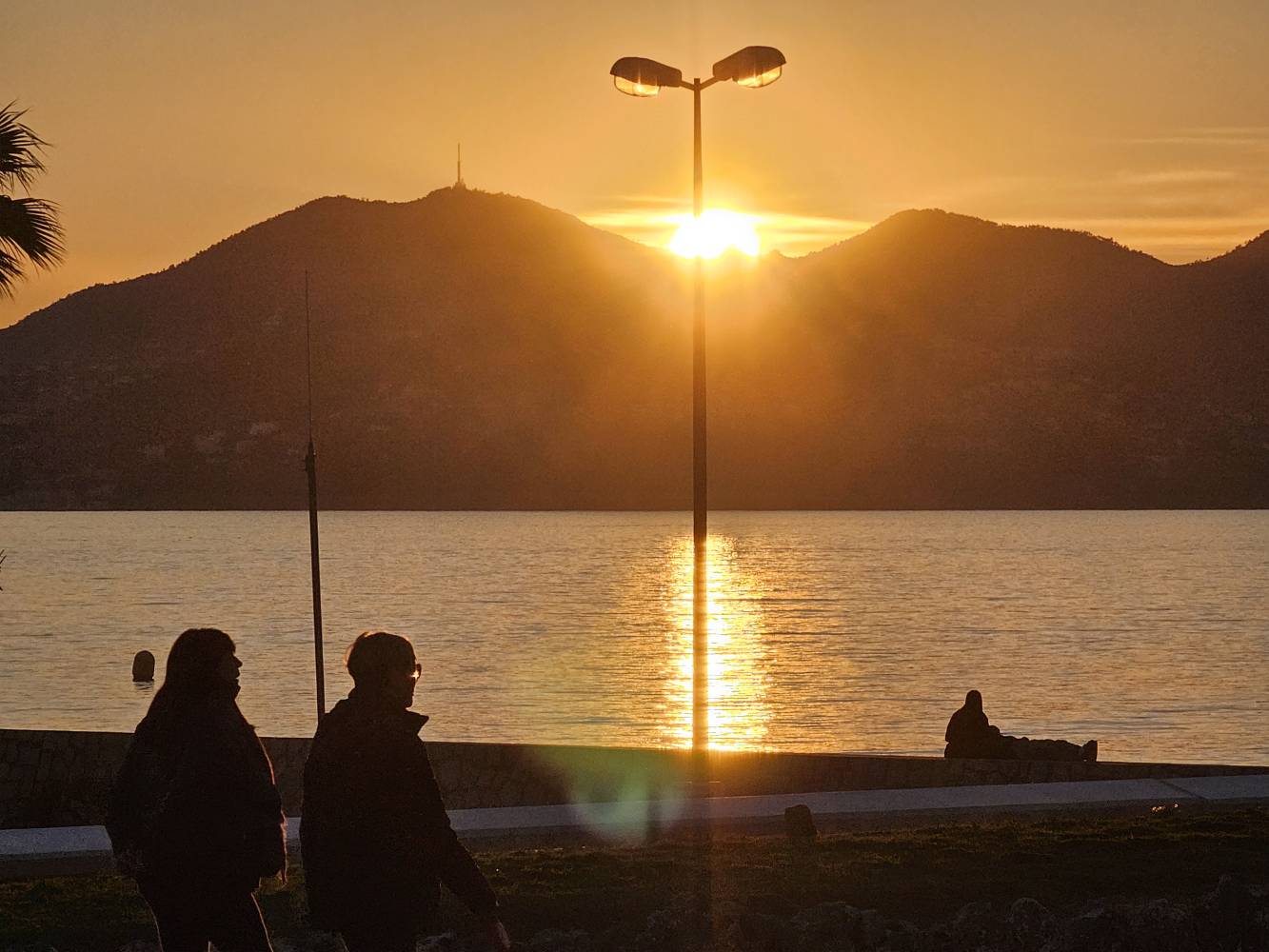 Zoom x10 - Samsung Community