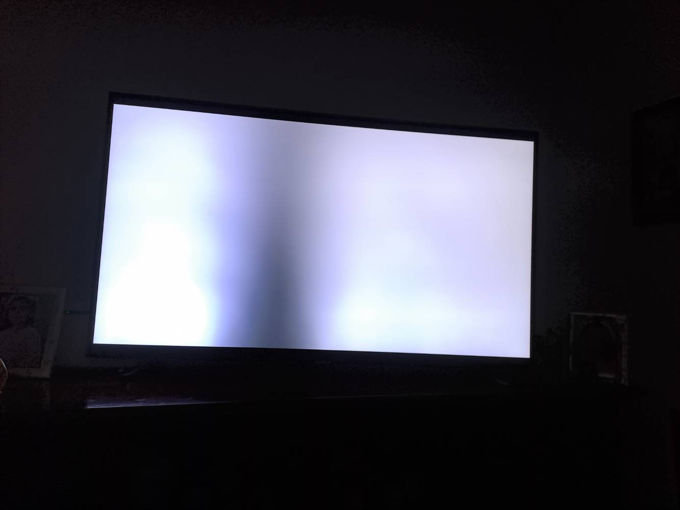 Banda verticale nera su pannello TV - Samsung Community