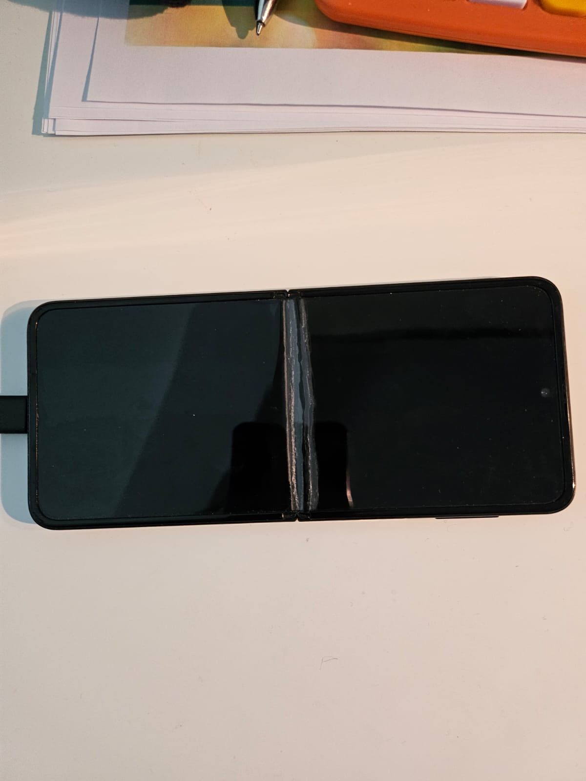 Z Flip 5G problemi al display - Samsung Community