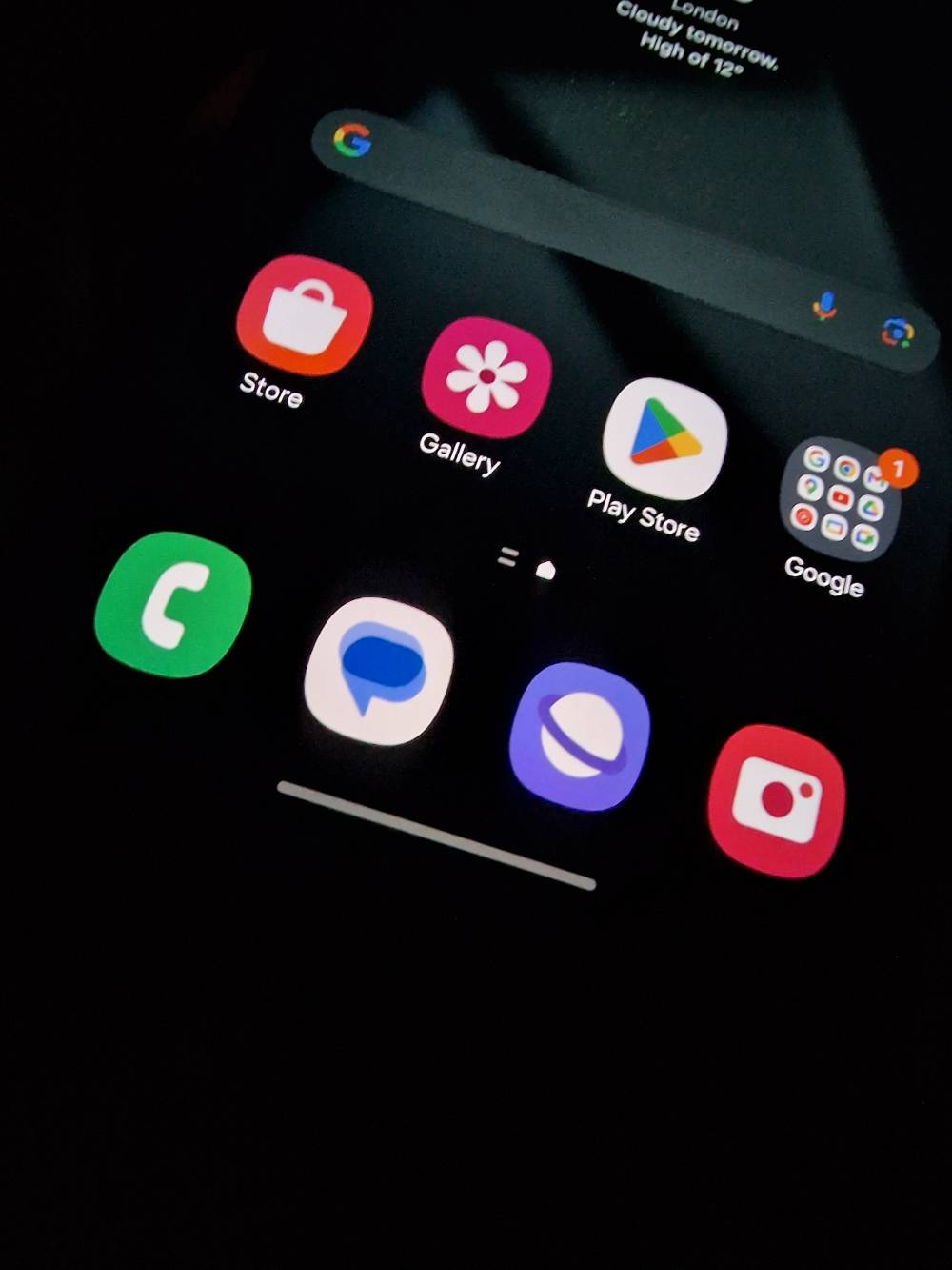 Solved: 24 Ultra Gesture Bar - Samsung Community