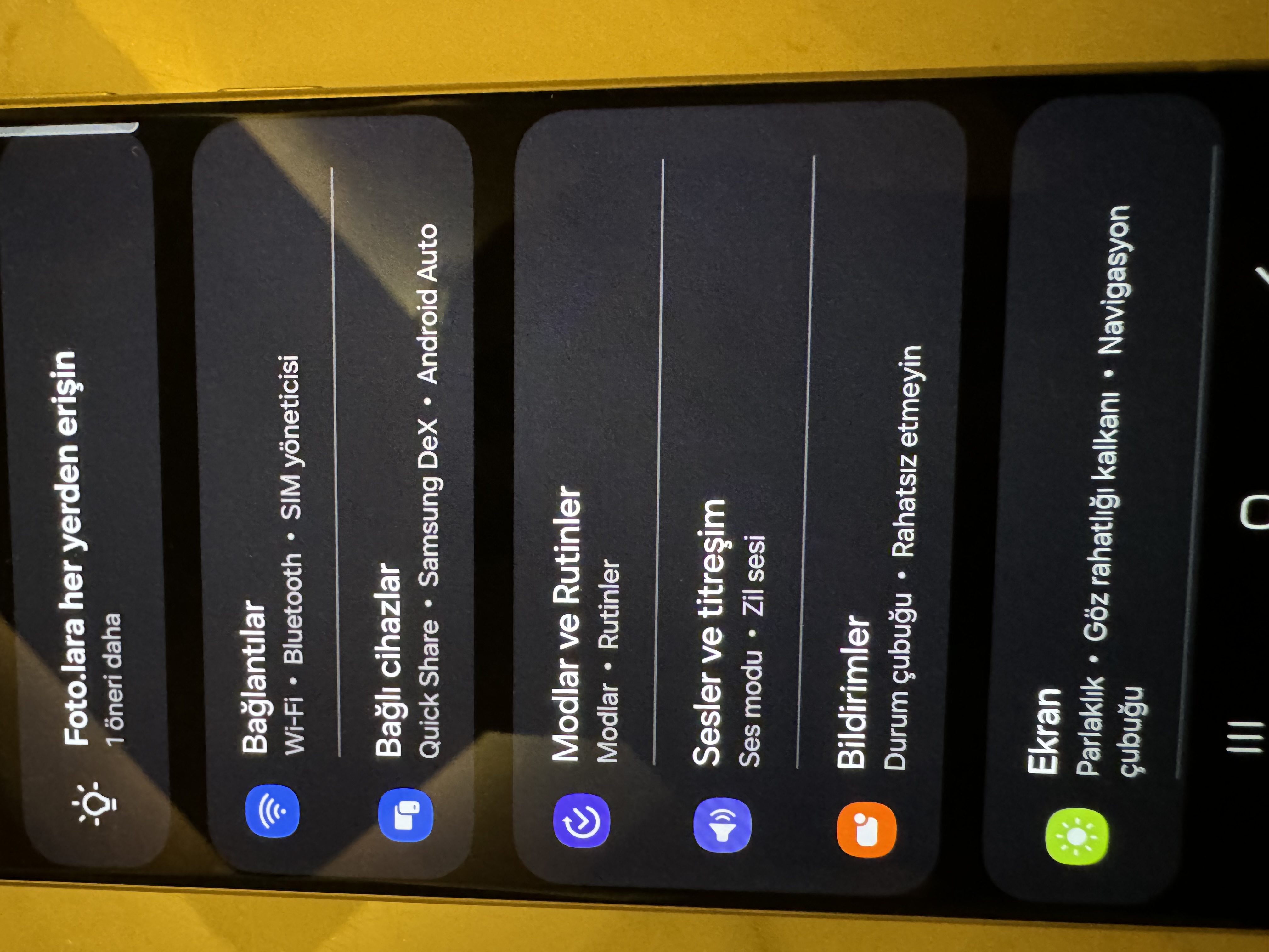 Grainy/Sandy screen problem on the Galaxy S24 Ultra - Samsung Community