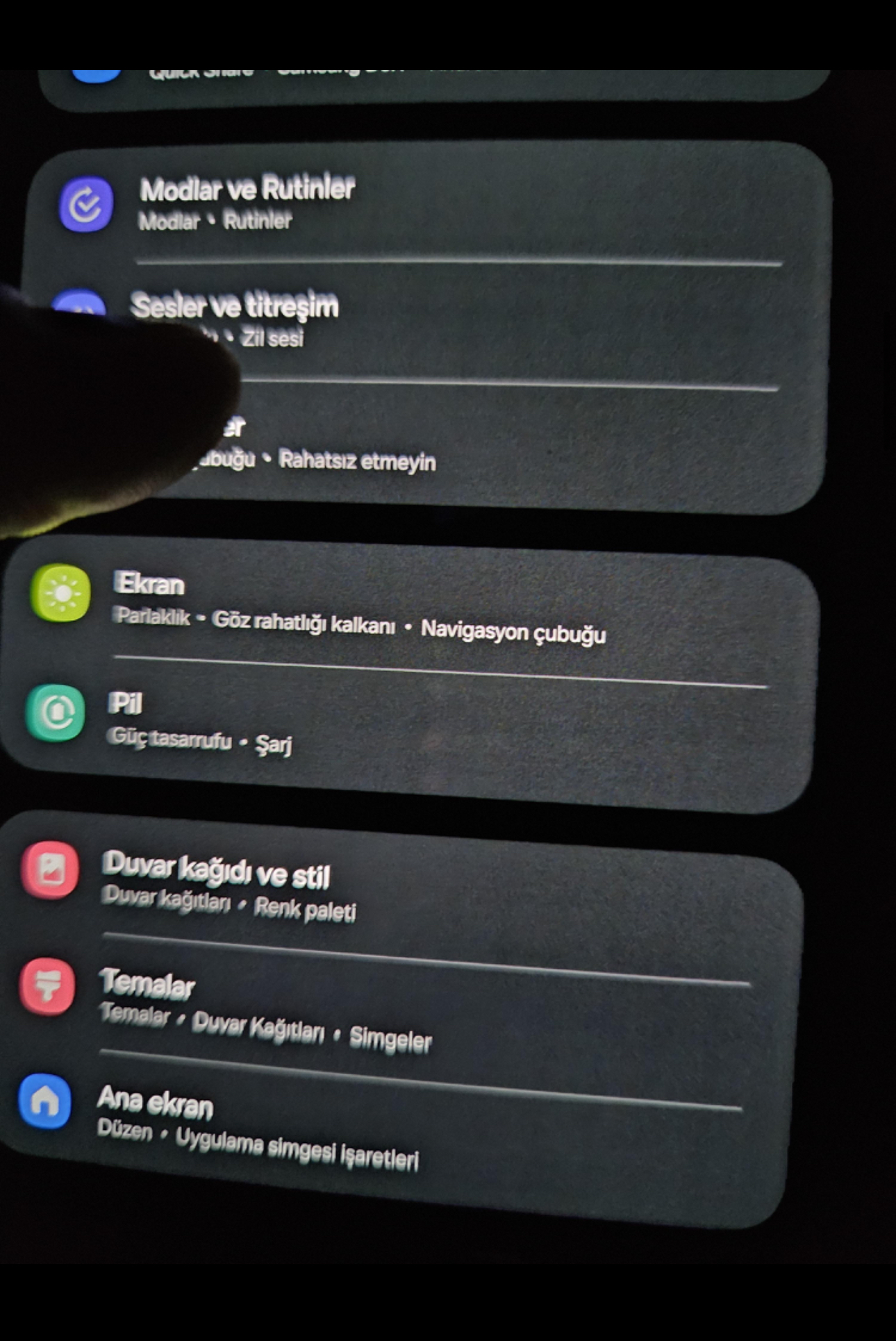 Grainy/Sandy screen problem on the Galaxy S24 Ultra - Samsung Community