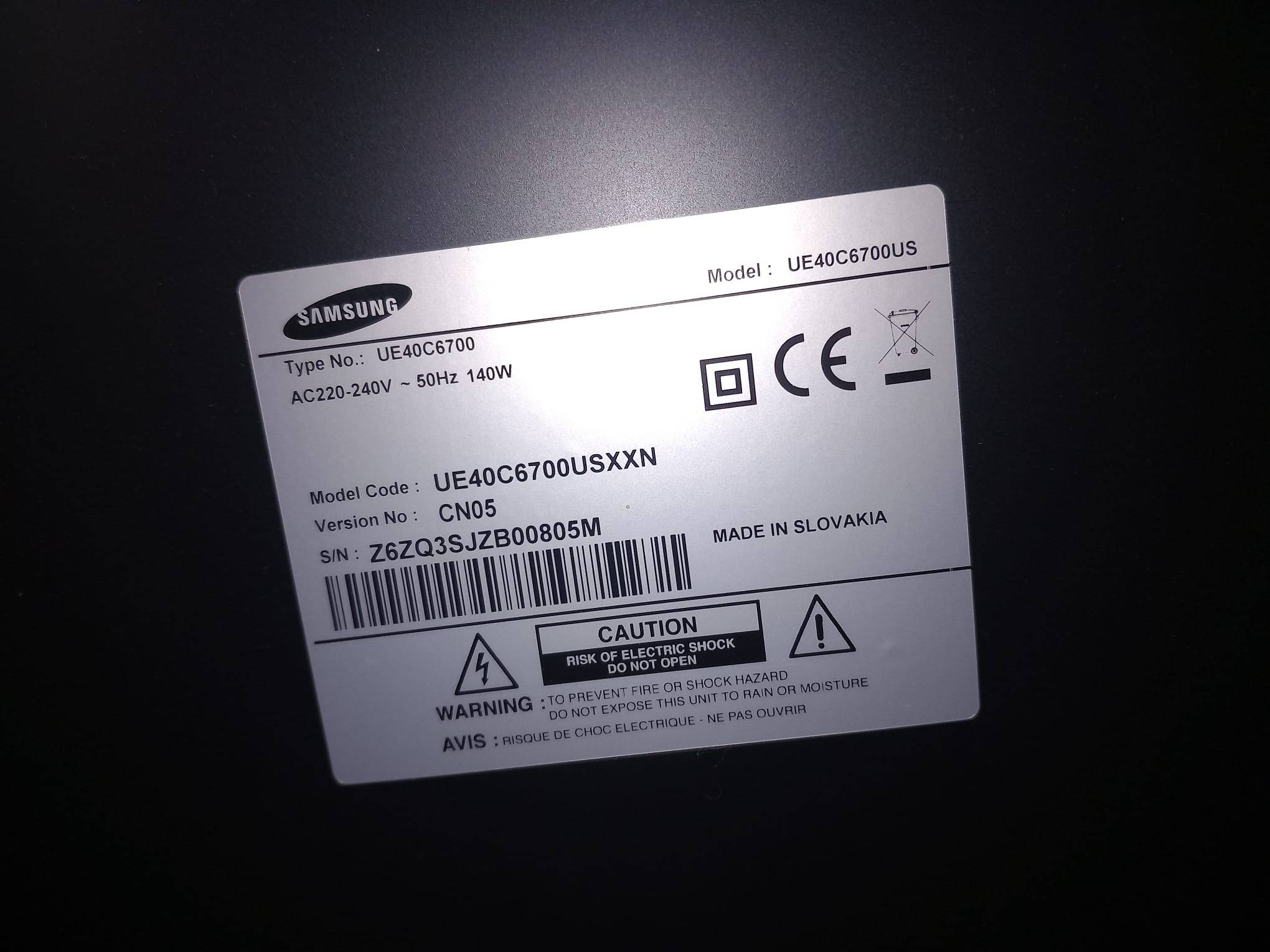 Opgelost: Ik heb een Samsung tv overgenomen. Alleen blijft de tv ...