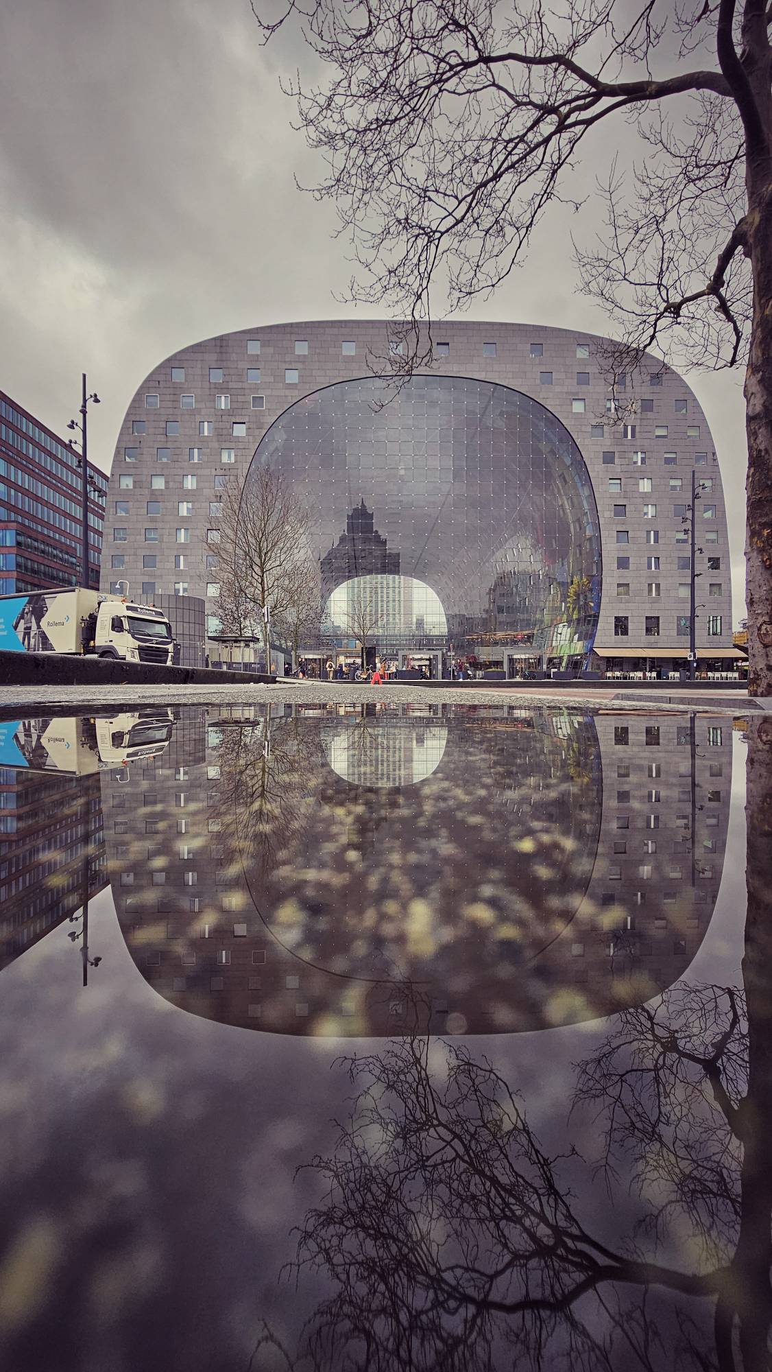 Rotterdam reflection - Samsung Community