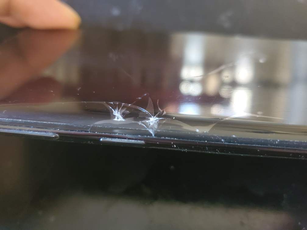 Note 10 cracked screen - Samsung Community