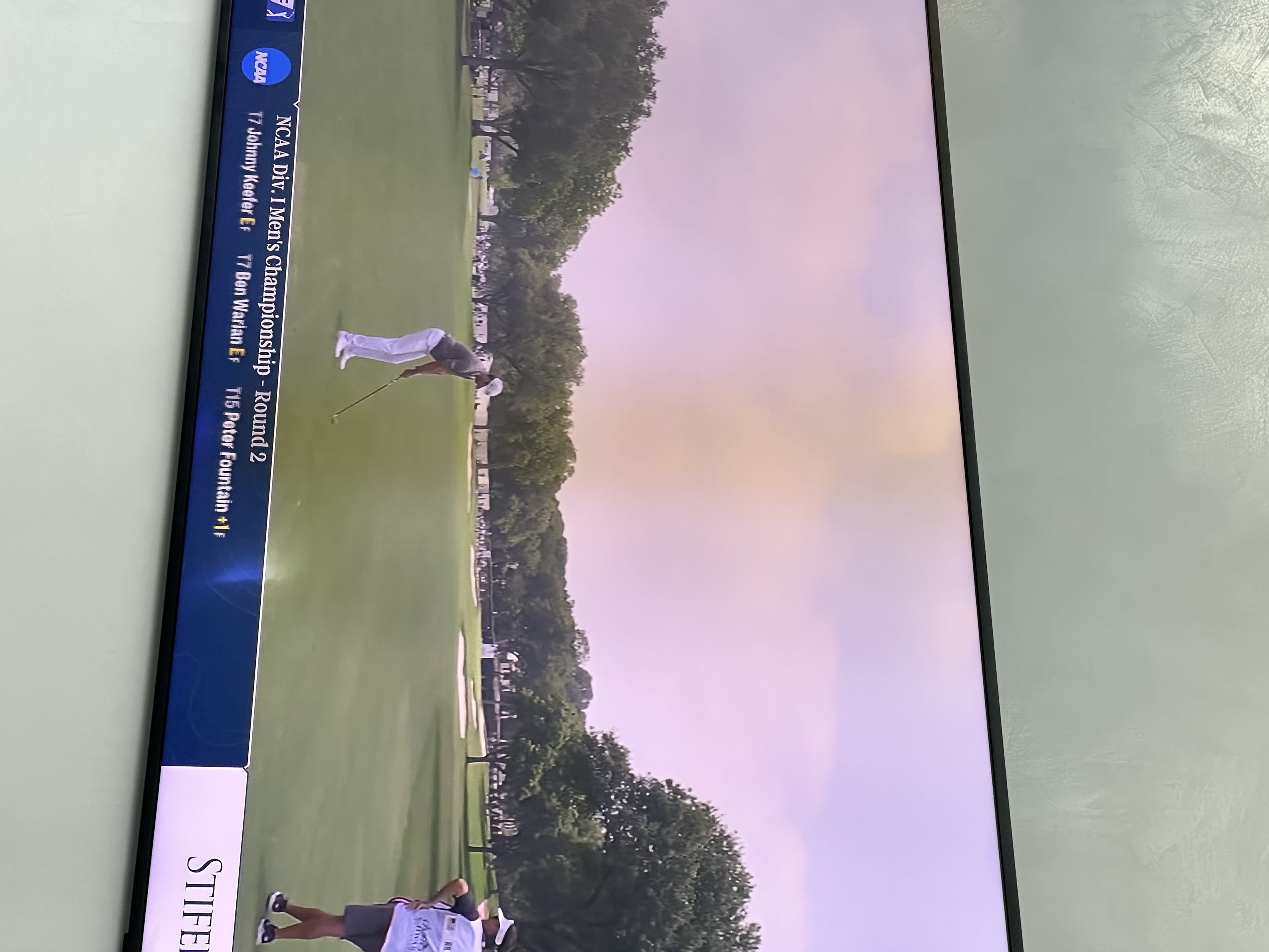 White lines on TV screen - Samsung Community