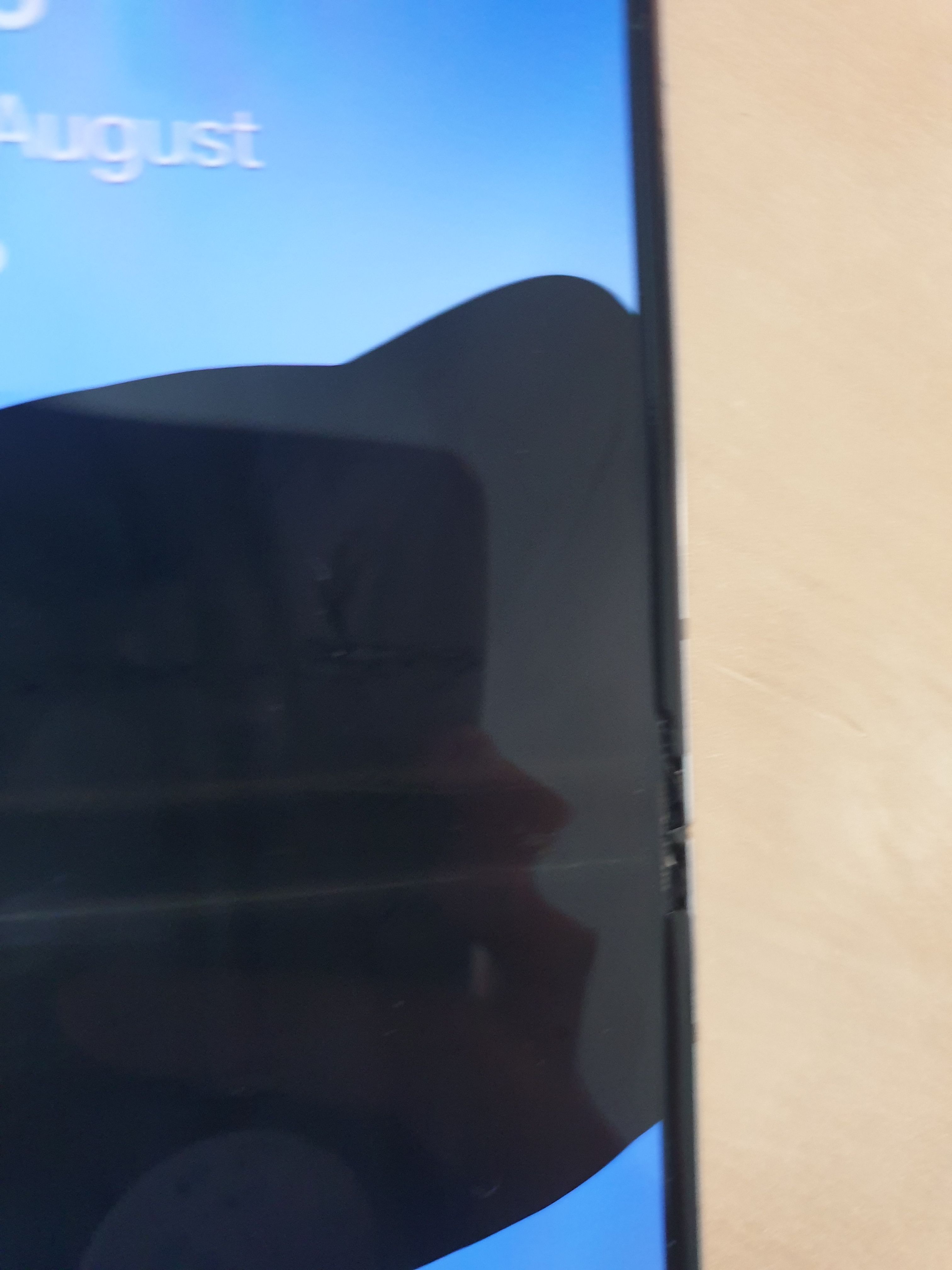 Z flip 5 Warranty invalid for tiny dent and refusing to repair broken ...