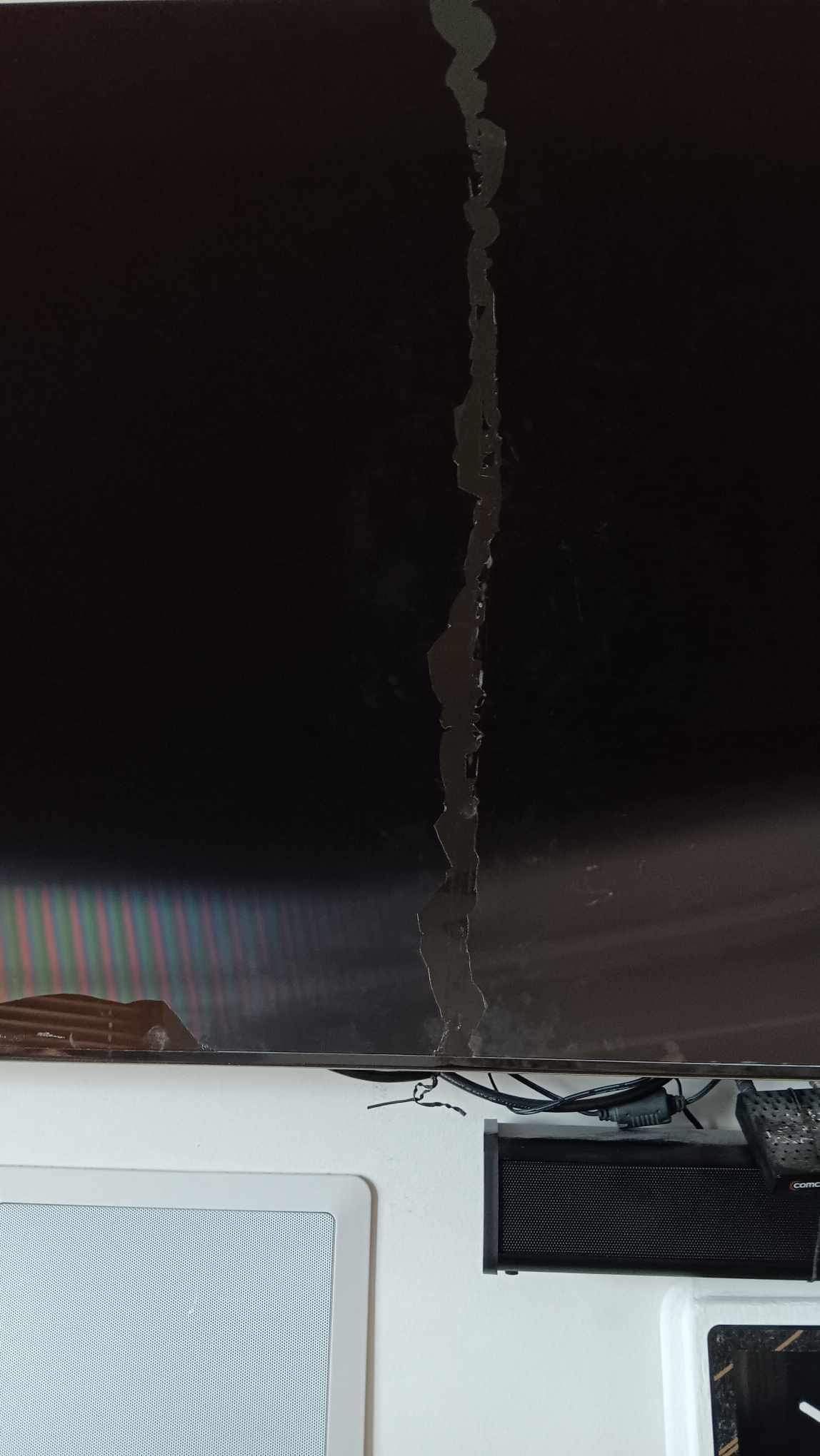My Samsung 8k 65inch Q900T Screen is Peeling Off - Samsung Community