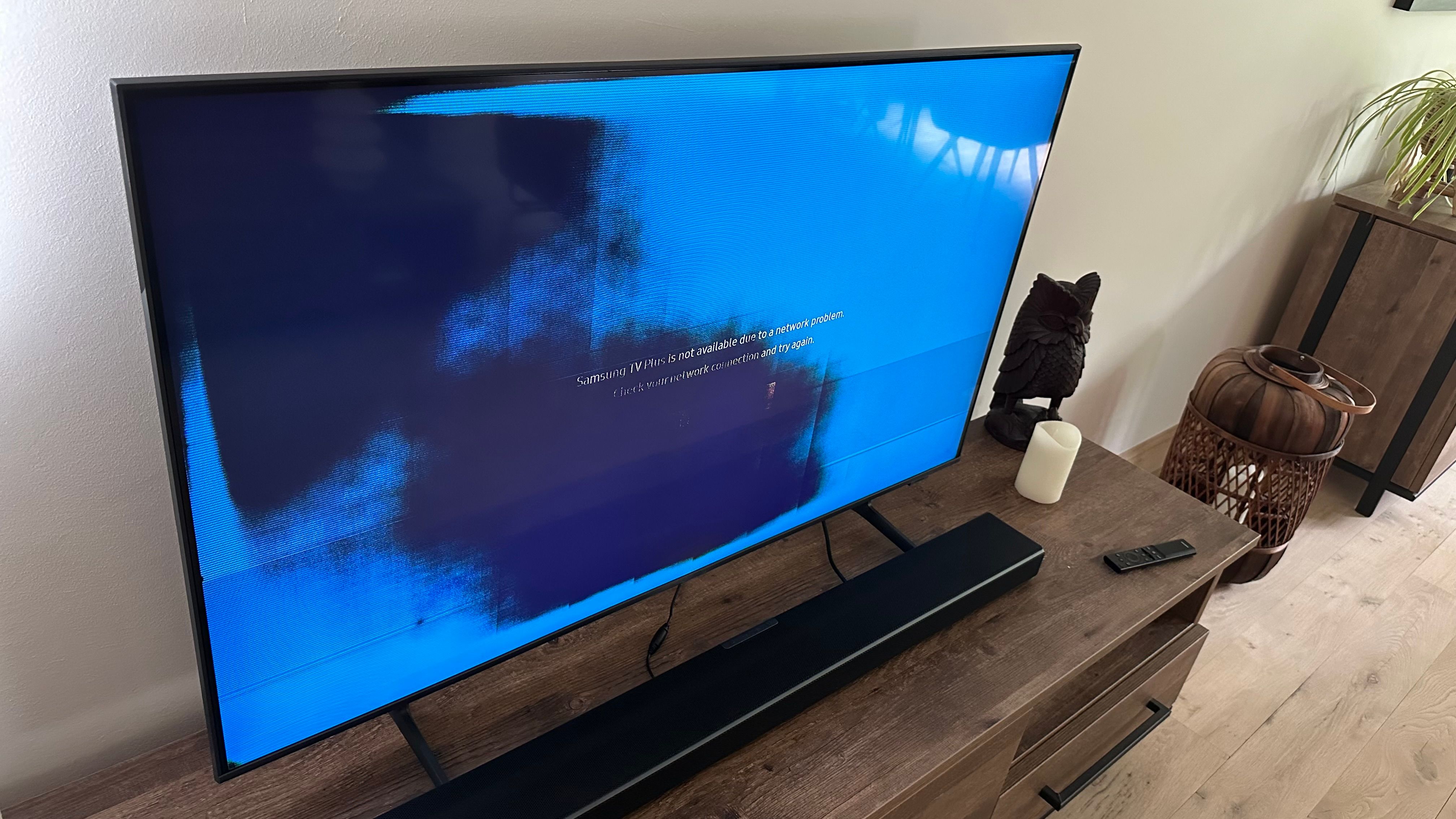 QE50Q65A 2021 black screen creep, freeze and rebooting - Samsung Community