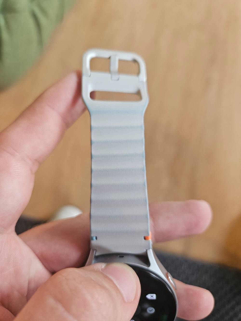 Galaxy watch 7 sport band fading - Samsung Community