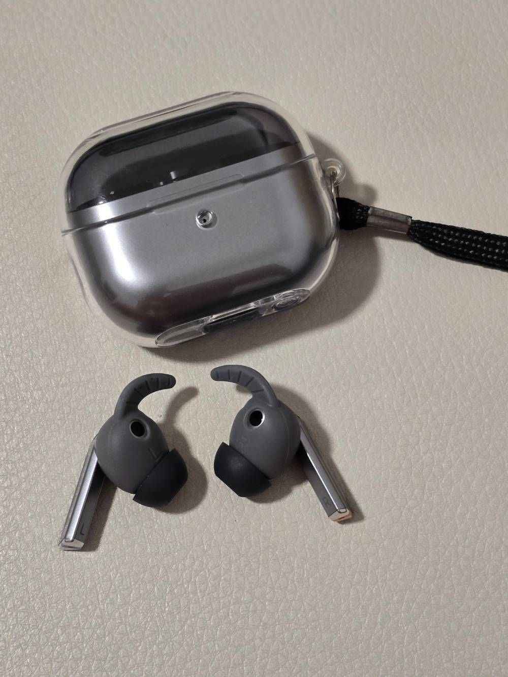SOLUCIONADO [GALAXY BUDS 3 PRO] Se salen/Caen de las orejas. - Samsung ...