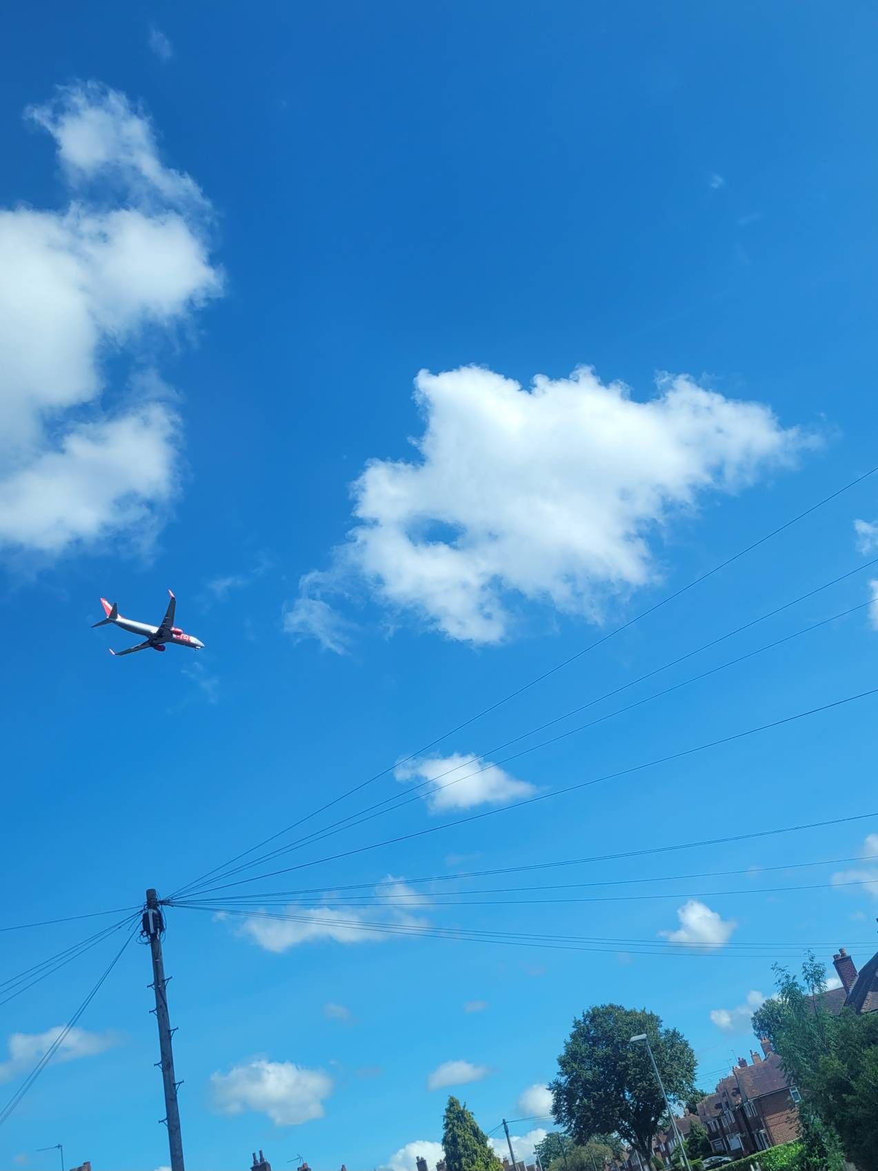 Shot of airplane - Samsung Community