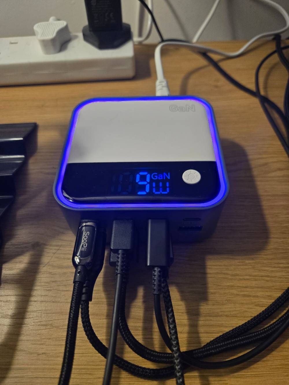 Z flip 6 charging - Samsung Community