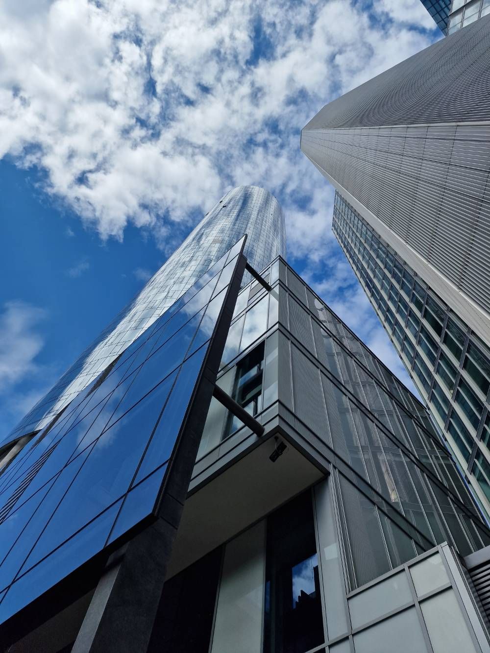 Main Tower - Samsung Community