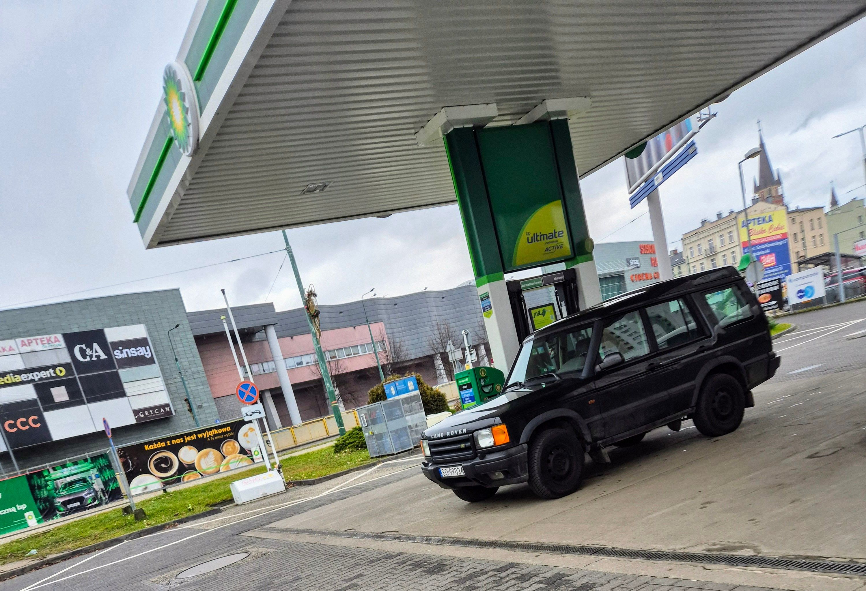 Land Rover / S24+ / AI photo enhancement, lighting and so on - Samsung ...