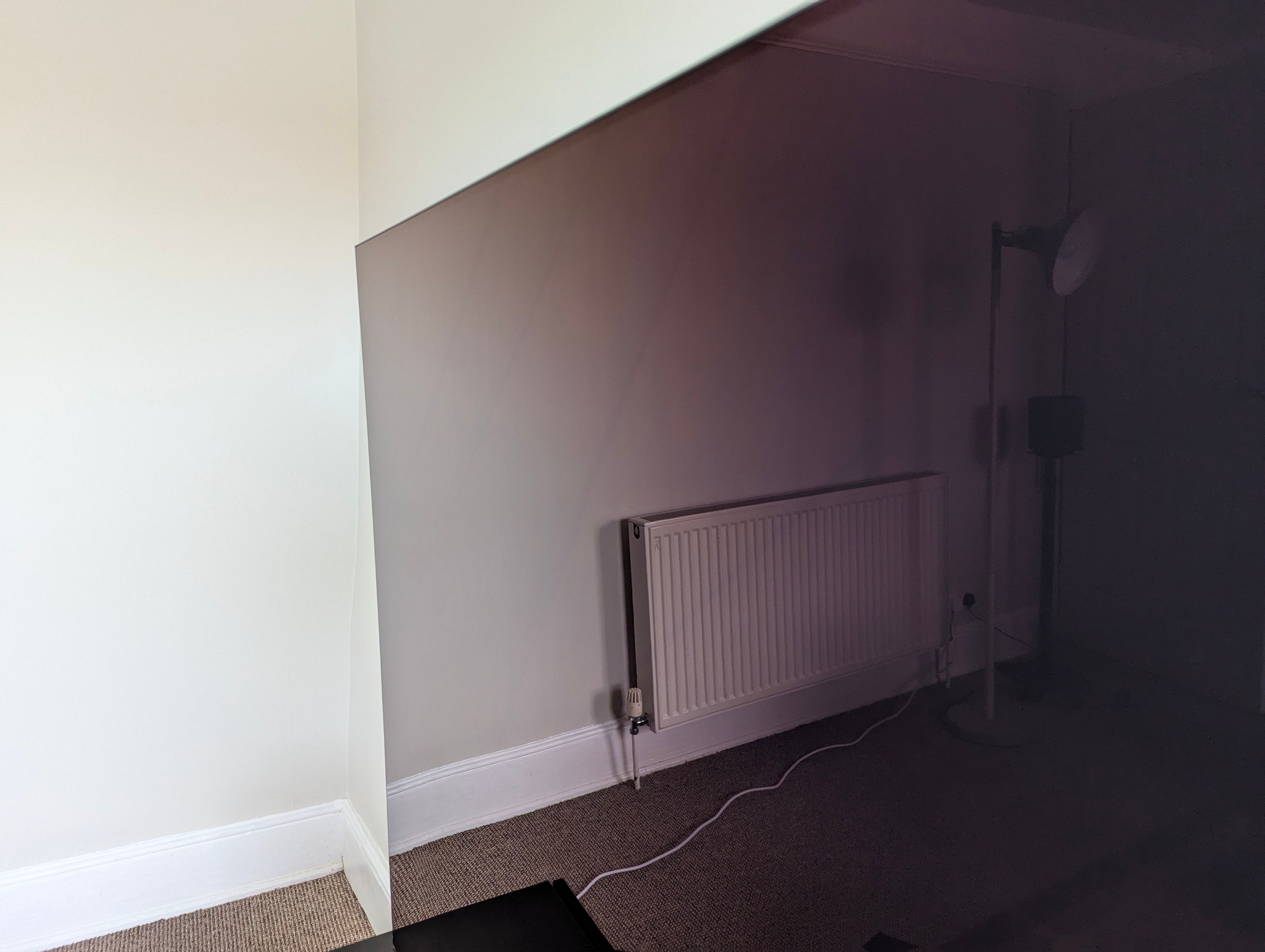 Diagonal lines on S90D - Samsung Community